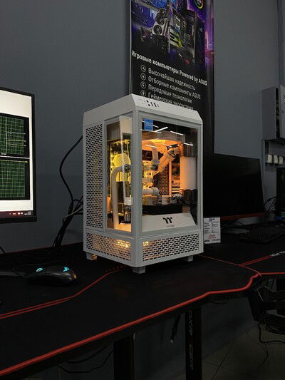 Lian Li pc-o11 Dynamic Gaming Set up » builds.gg