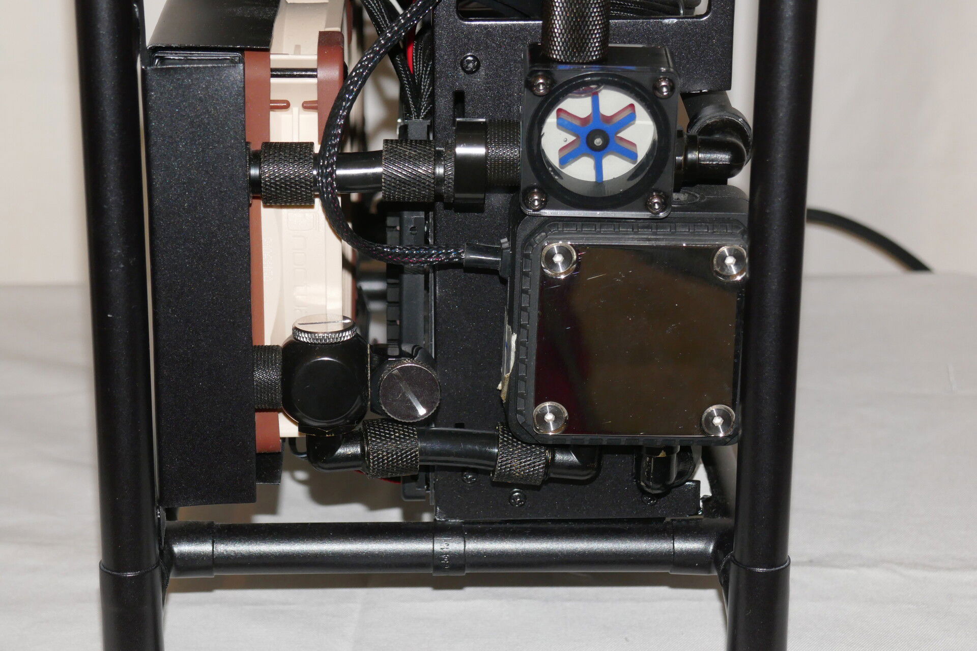 Copper tubed frame PC » builds.gg