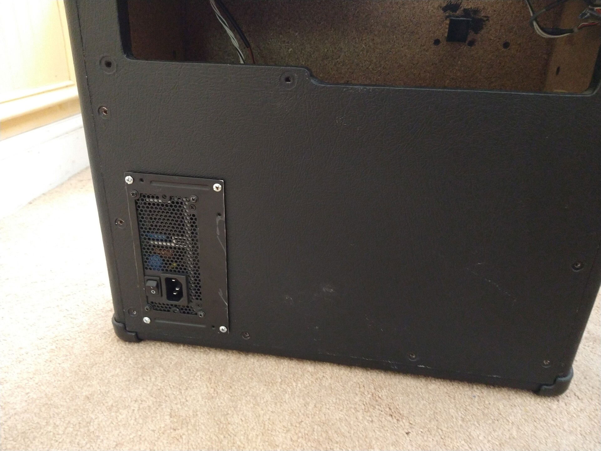 Luggable Office PC/Guitar Recording Rig » builds.gg