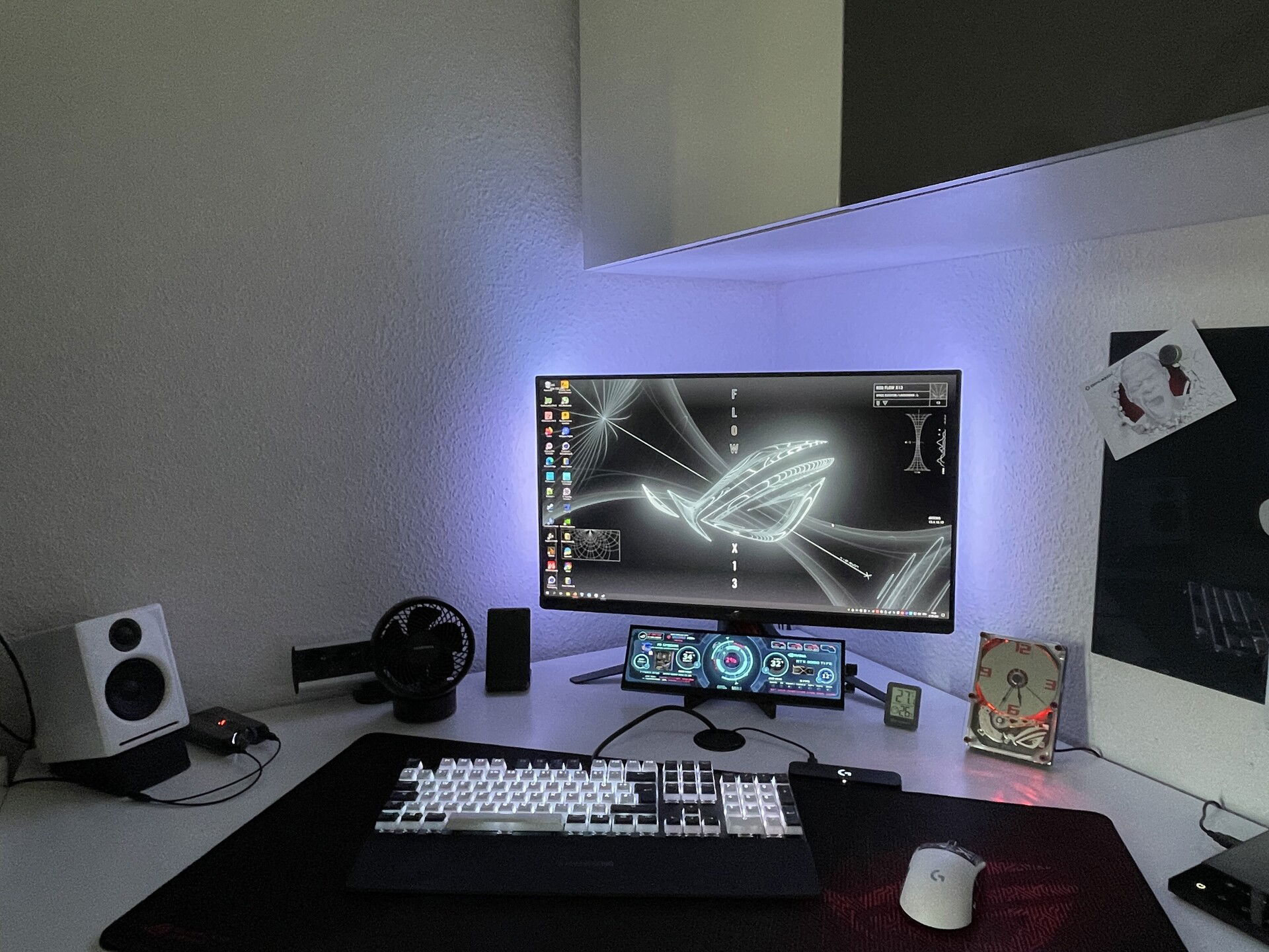 clean white sNow » builds.gg