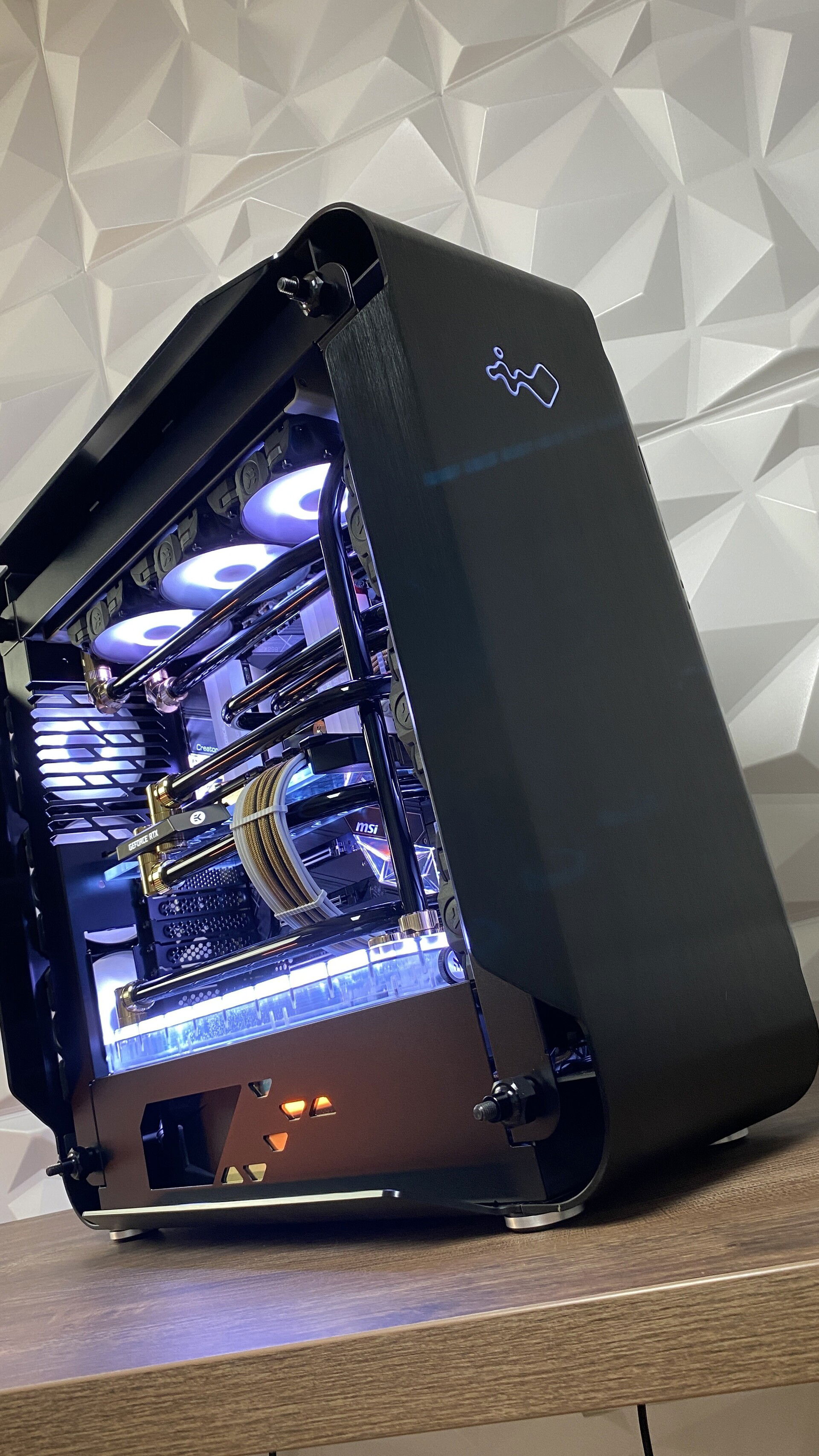 InWin 925 V2 » builds.gg