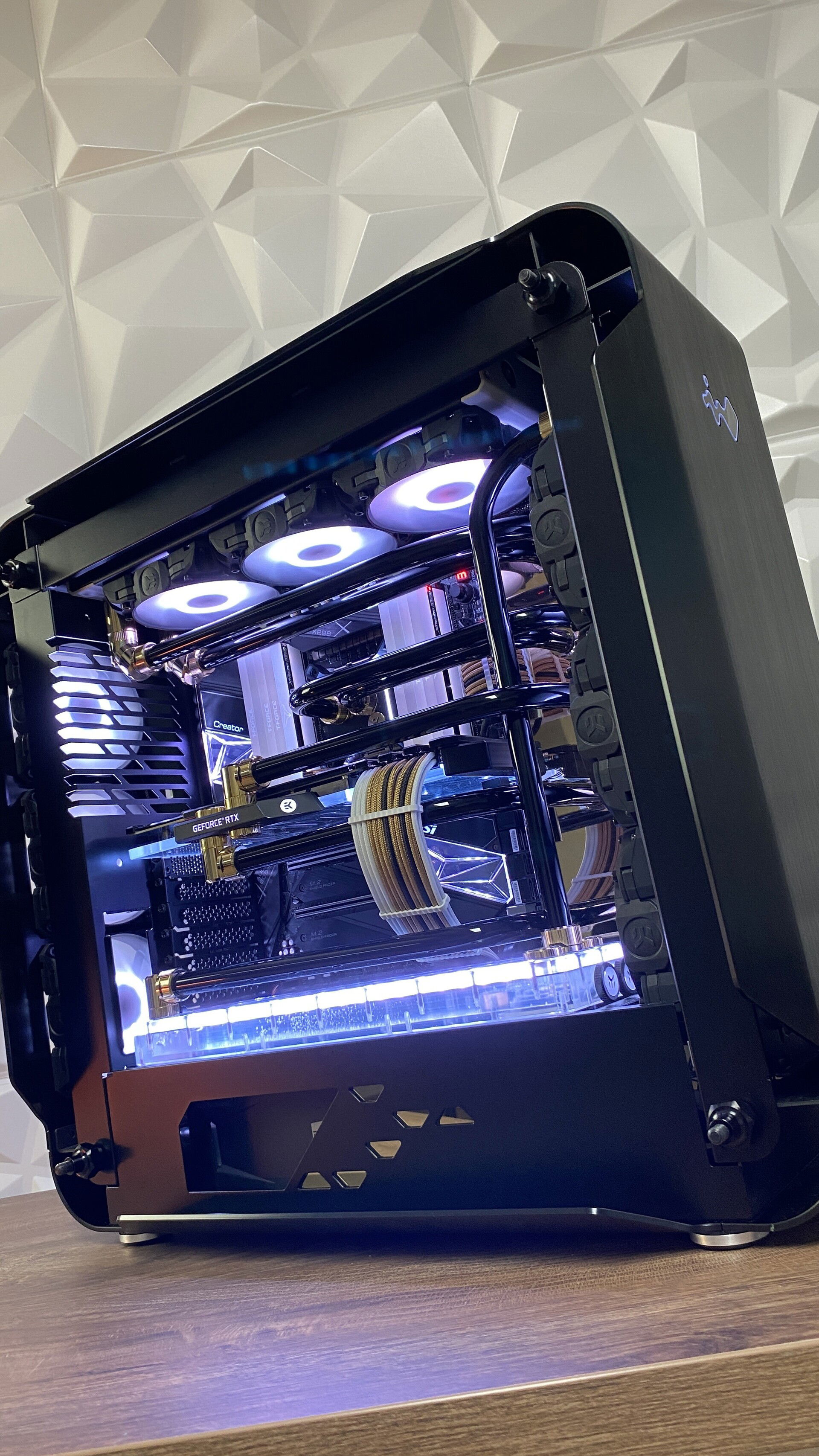 InWin 925 V2 » builds.gg