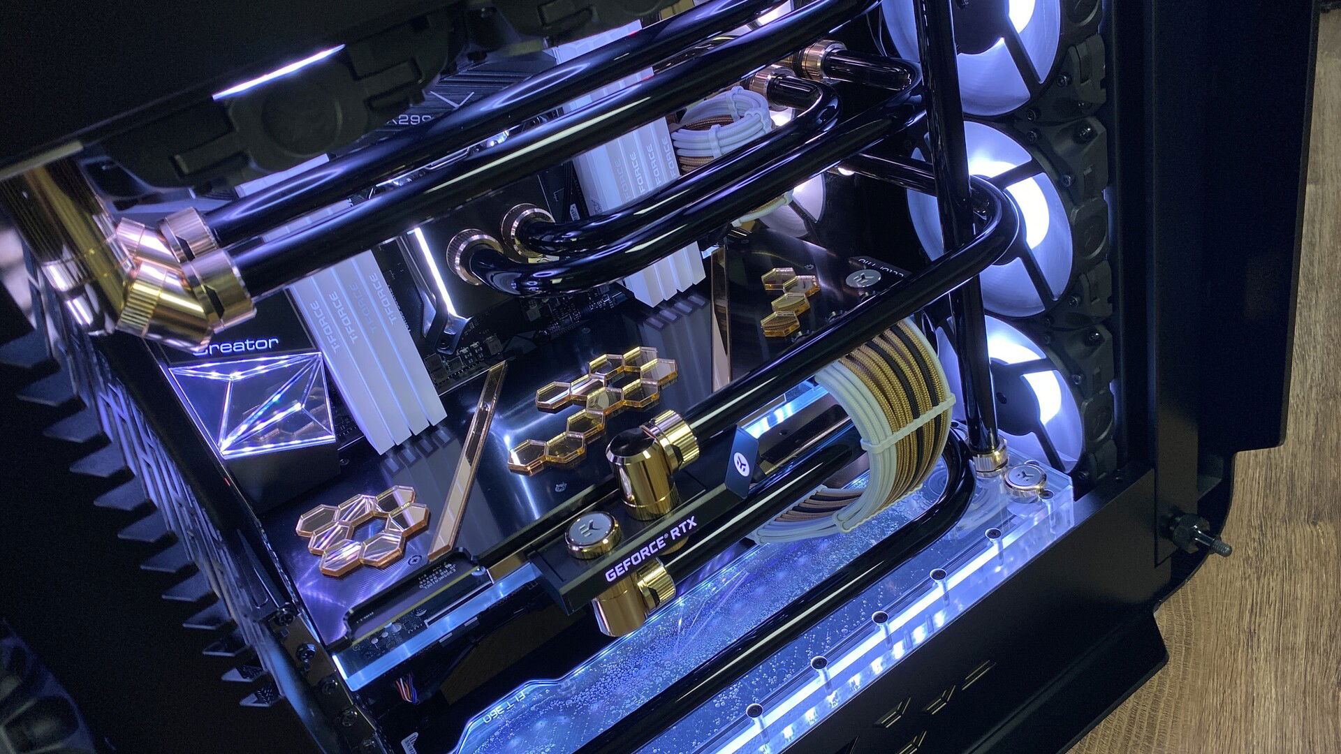 InWin 925 V2 » builds.gg