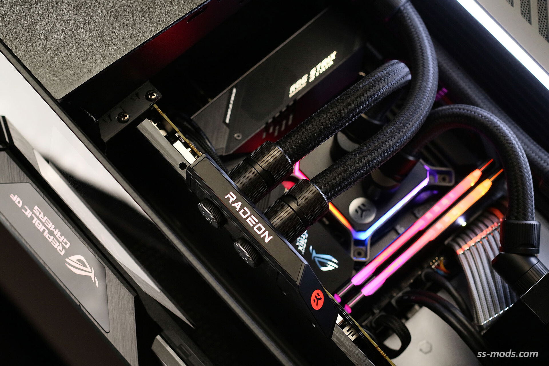 Asus Z11 [water-cooled] build » builds.gg