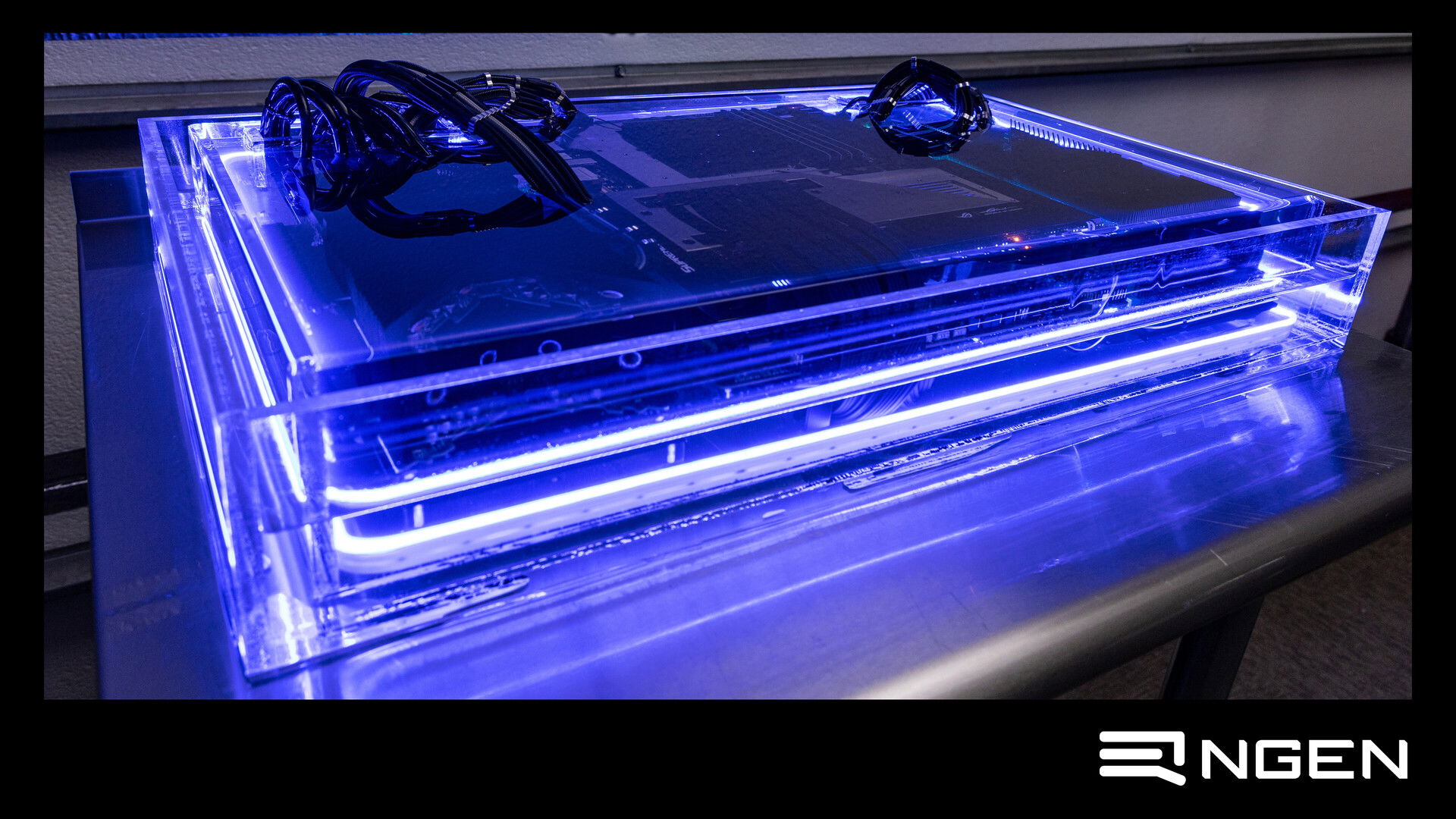 Infinity Edge, Submerged Cooled Build: 12900KS, 128GB DDR5, 2x 3090Ti's ...