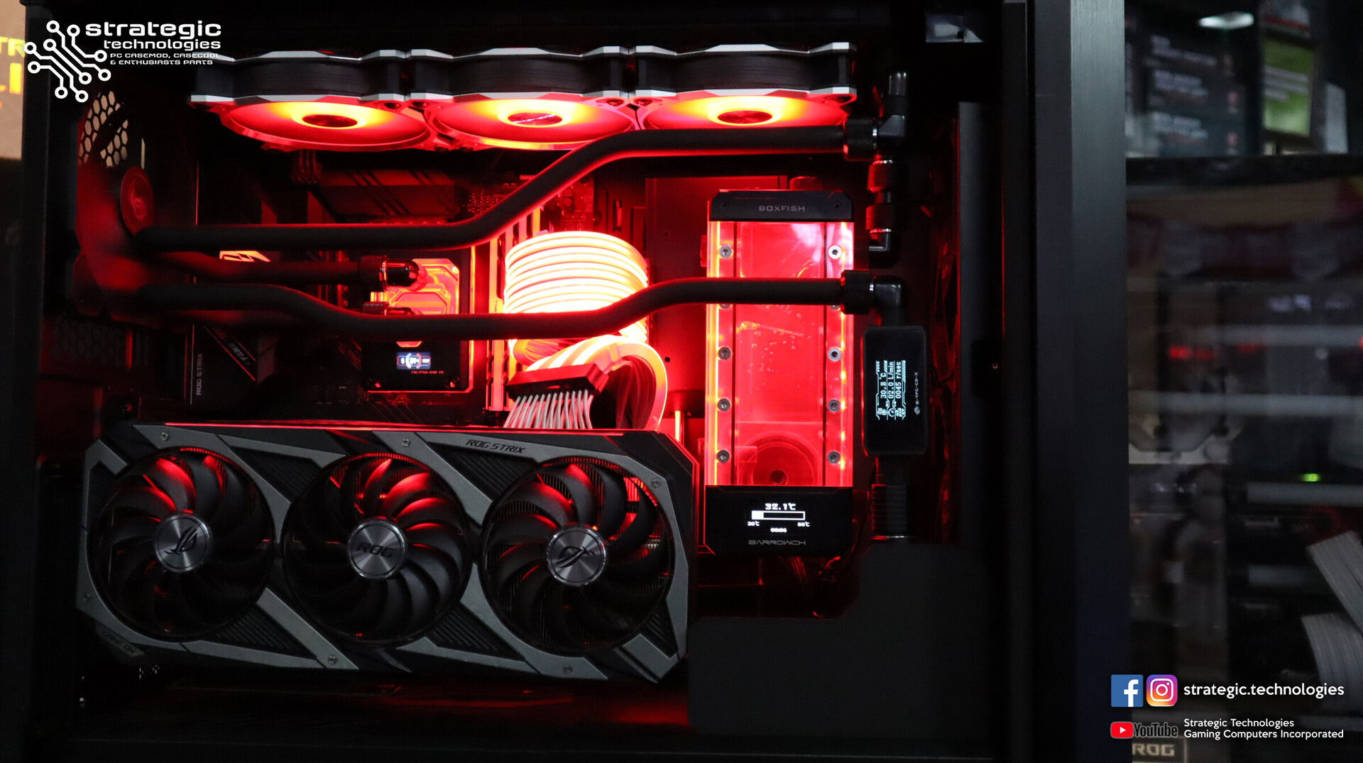 ASUS ROG Helios with Custom Liquid Cooling » builds.gg