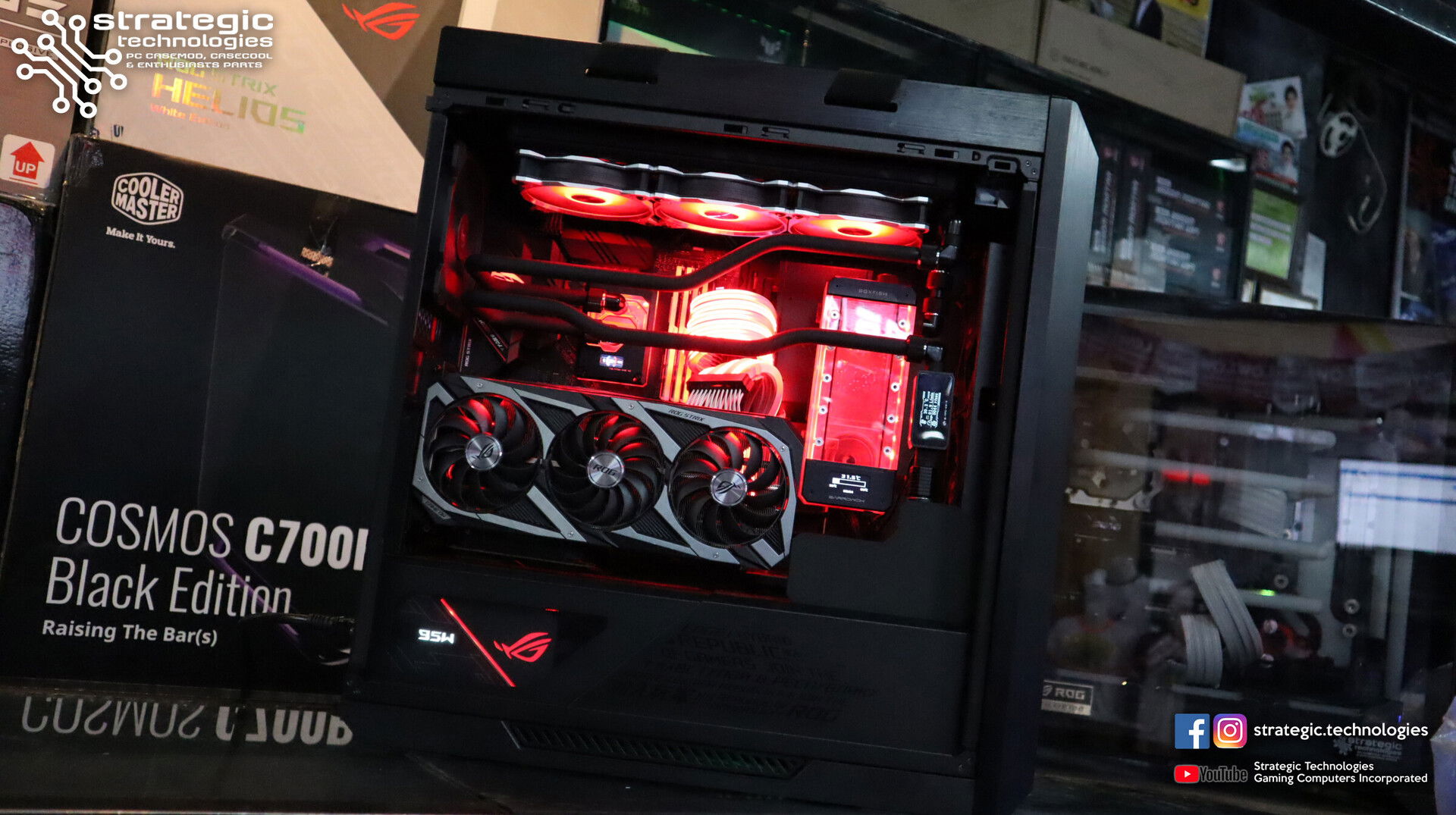 ASUS ROG Helios with Custom Liquid Cooling » builds.gg