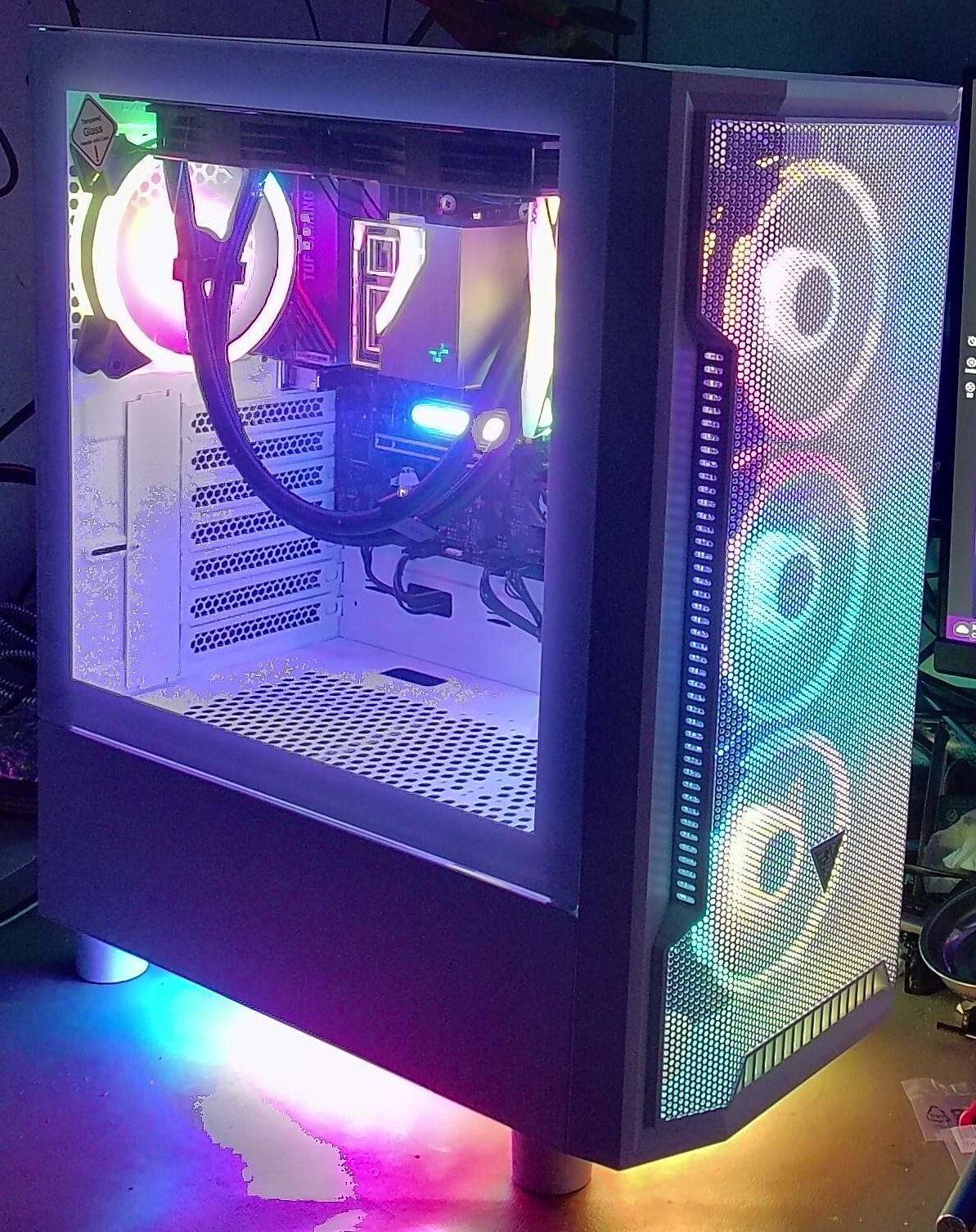 Gamdias Athena Zeus M6 Buildsgg