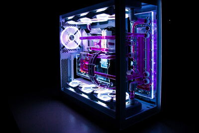 Gunmetal and Grey Striker » builds.gg