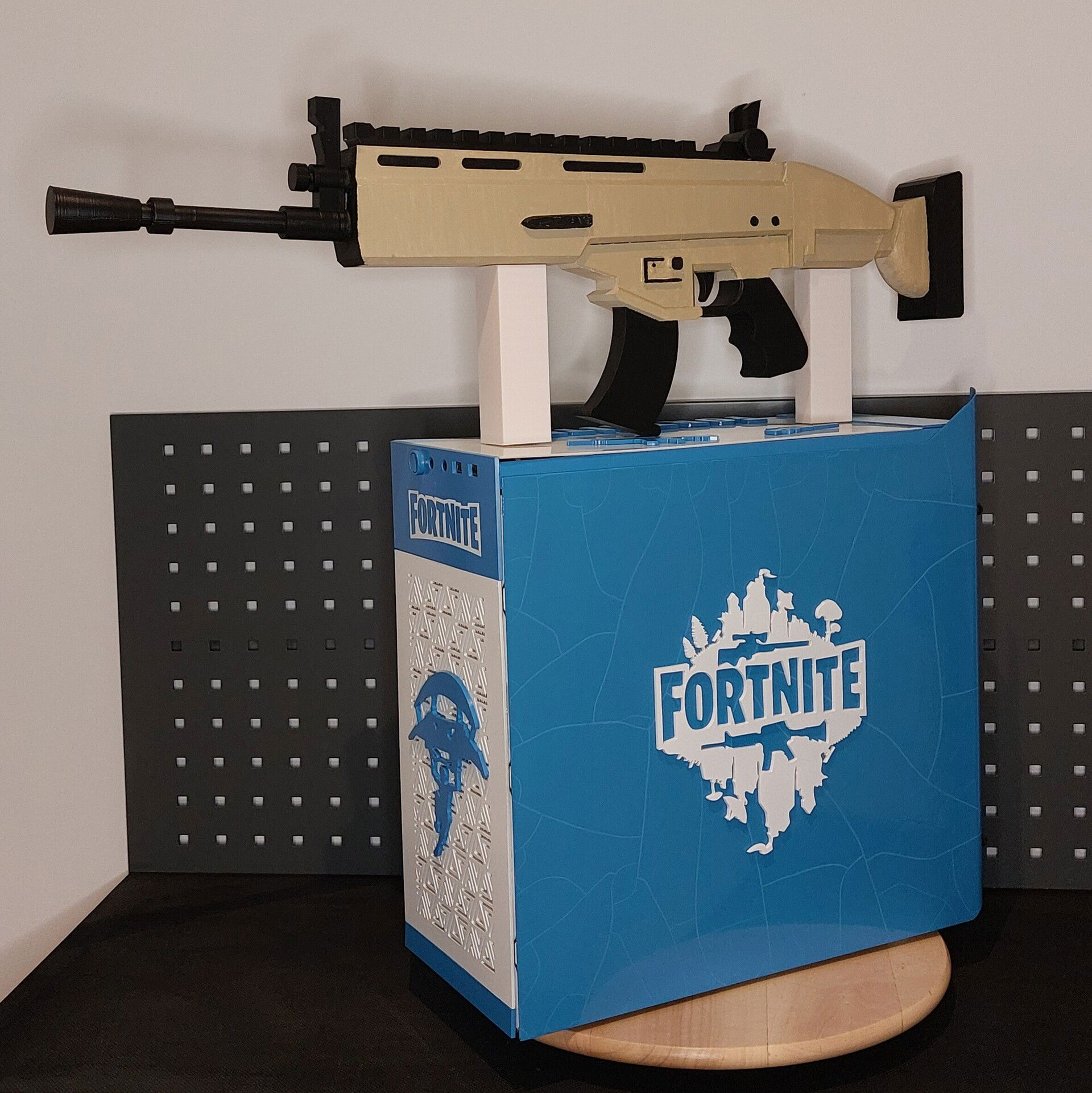 Fortnite Mod » builds.gg