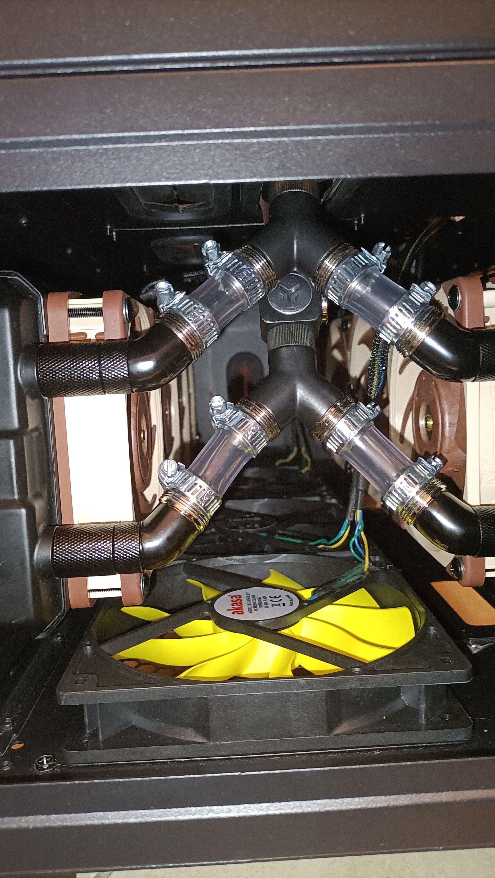 Thermaltake core wp100 » builds.gg