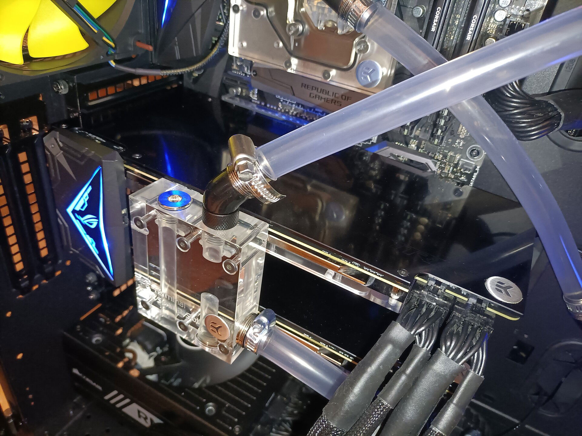 Thermaltake core wp100 » builds.gg