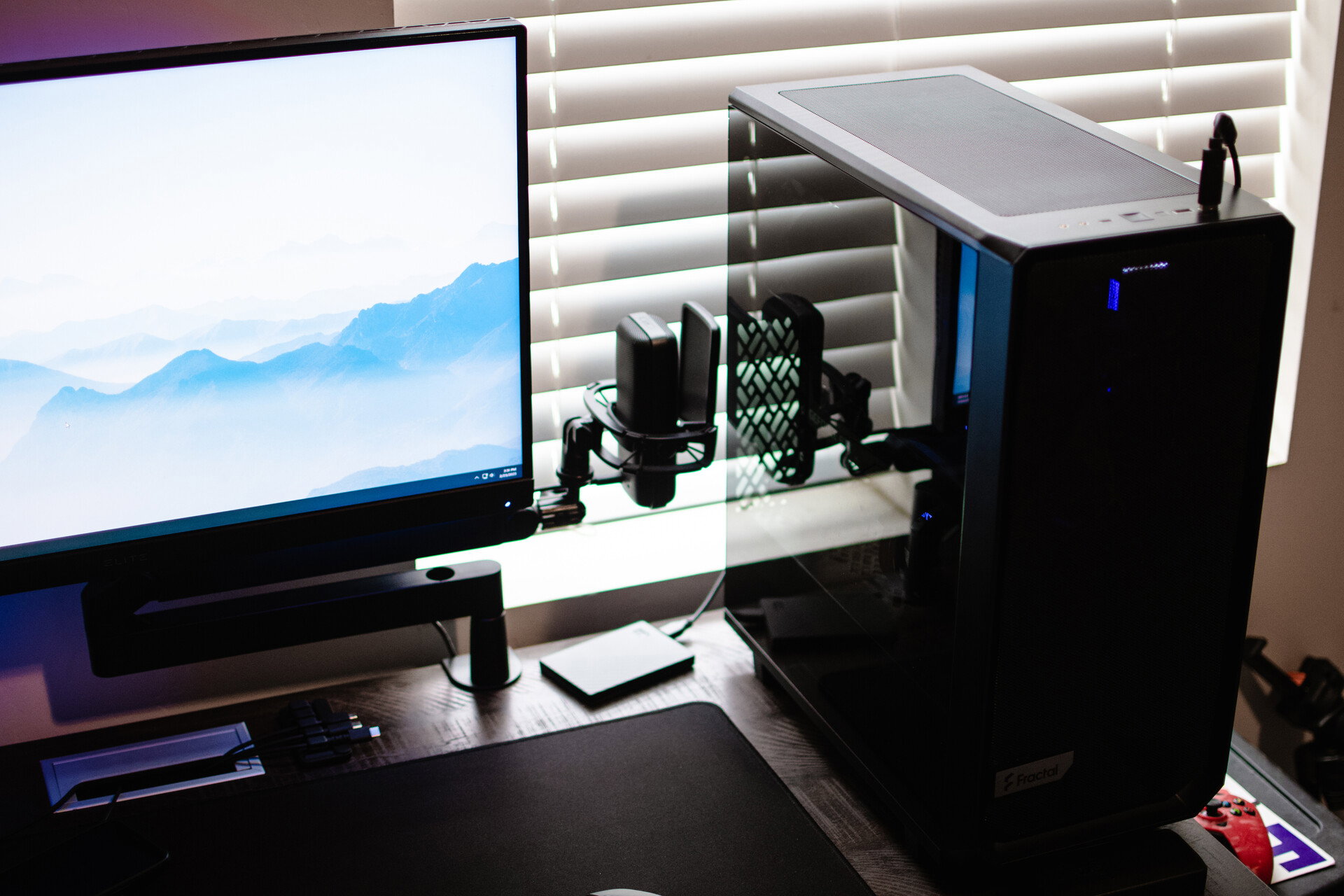 College Streaming/Gaming Setup » builds.gg