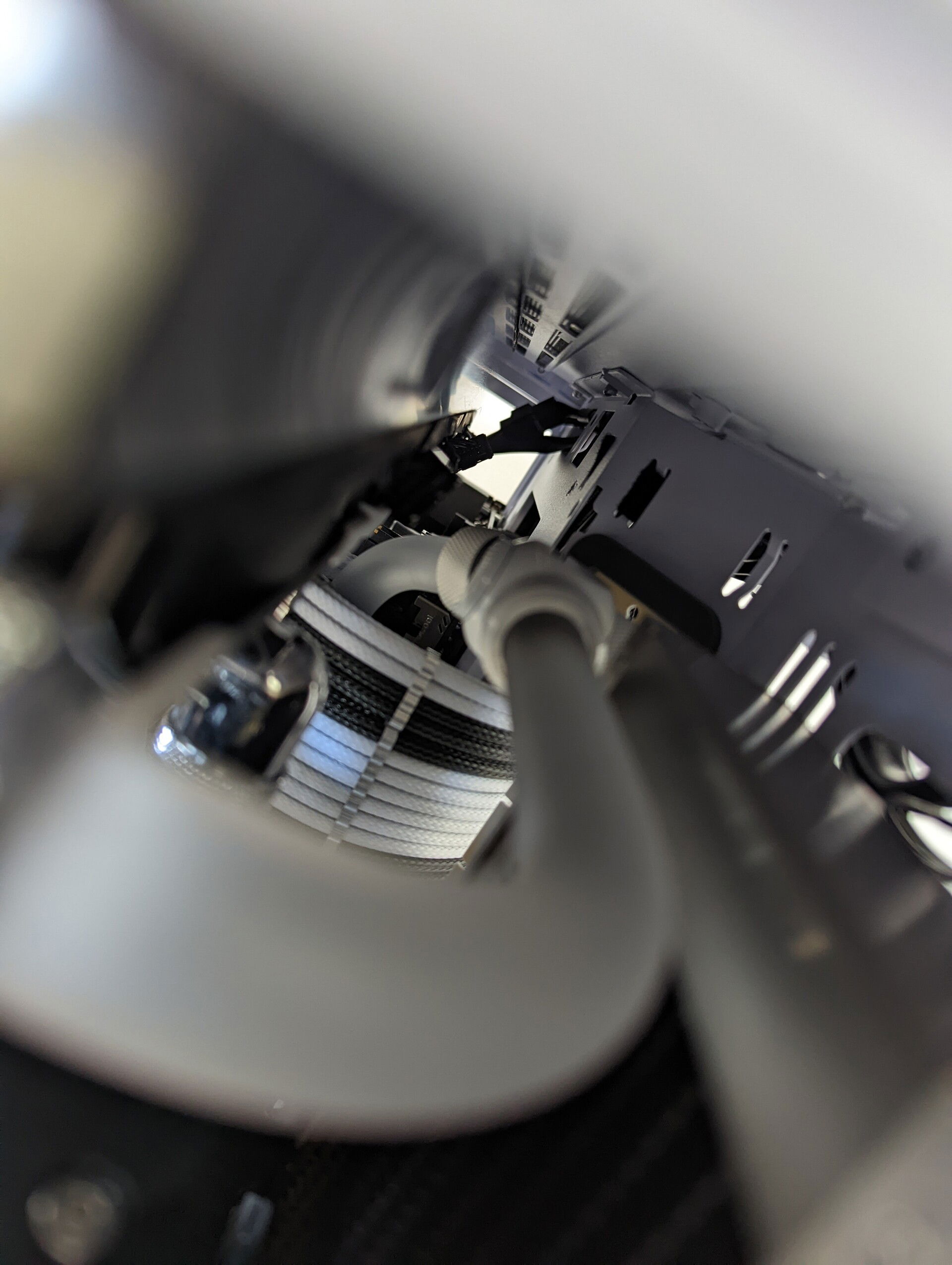 Clean | Simple-ish | O11D Mini | Custom Loop » builds.gg