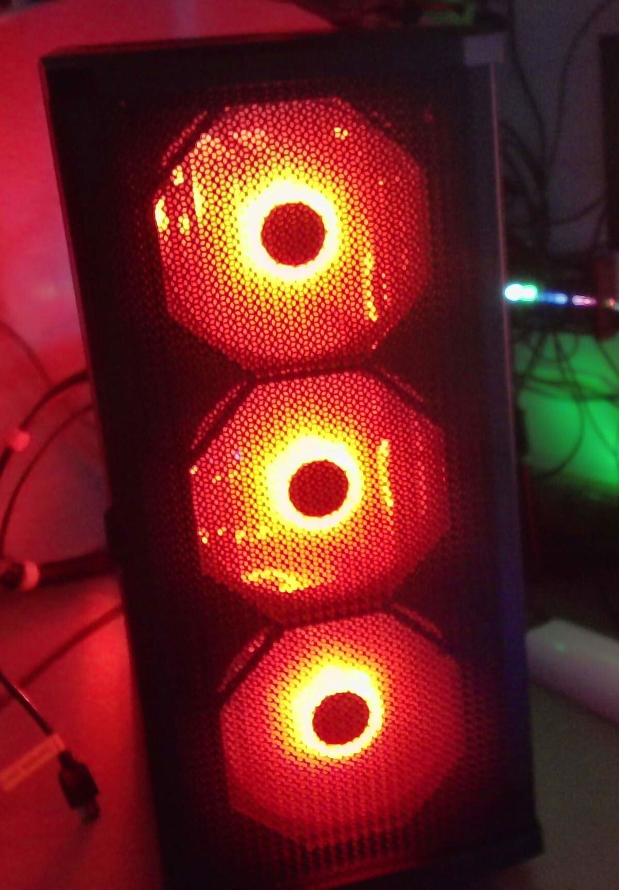 Zalman - Z10 Plus » builds.gg