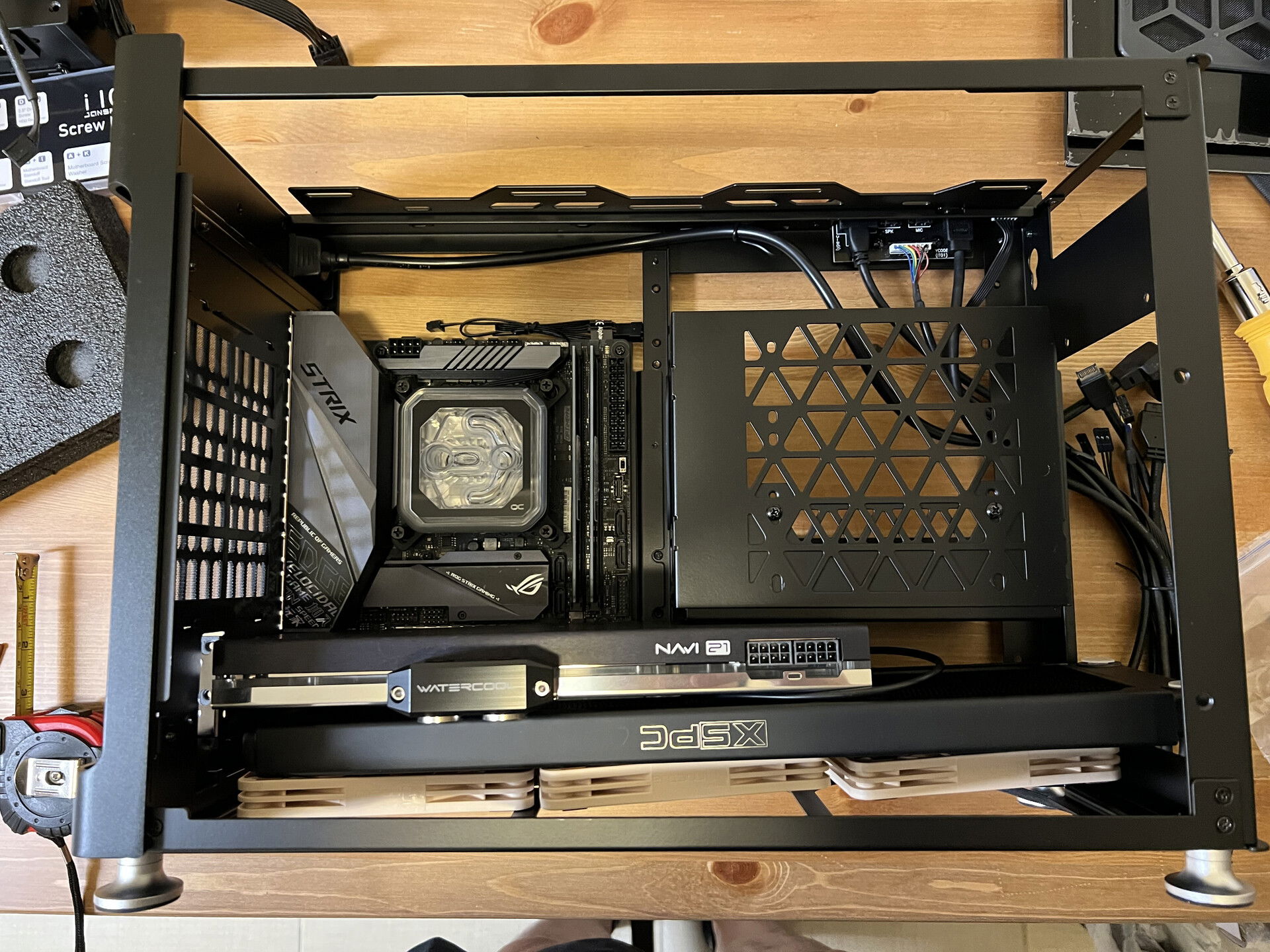 Serenity – Jonsplus i100 Pro ITX Dual Rad Build » builds.gg