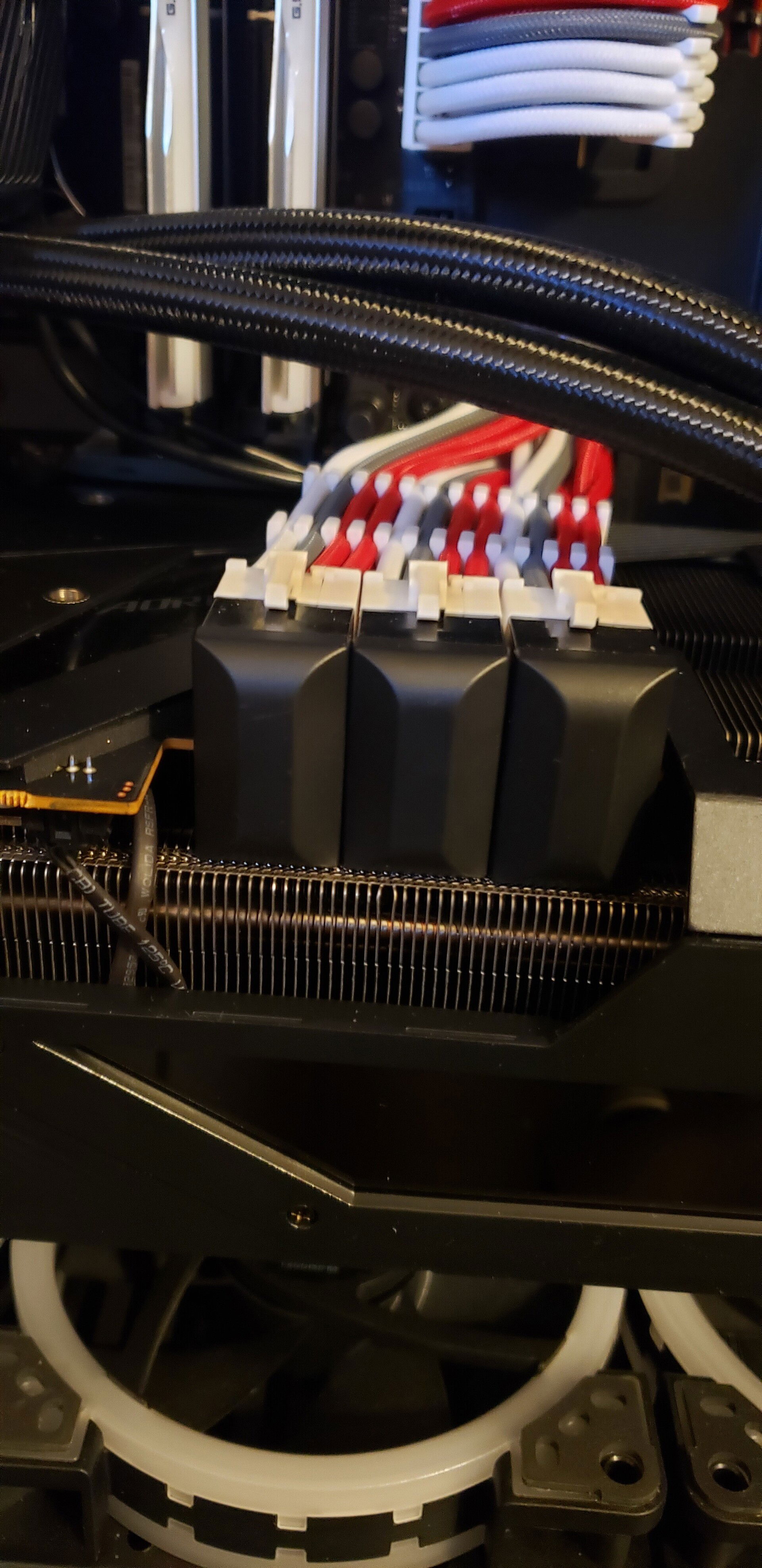 Creator/Gaming rig » builds.gg