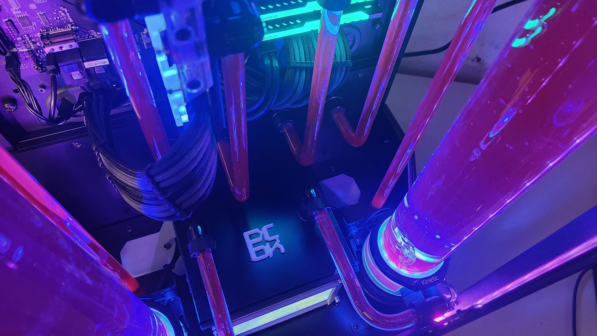 Customer Build. 33 - Cyber-Tower » builds.gg