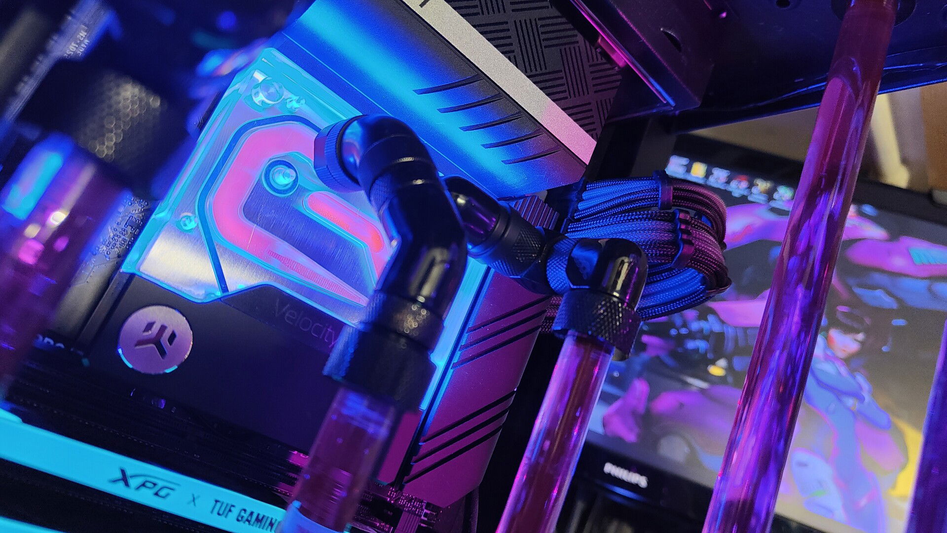 Customer Build. 33 - Cyber-Tower » builds.gg