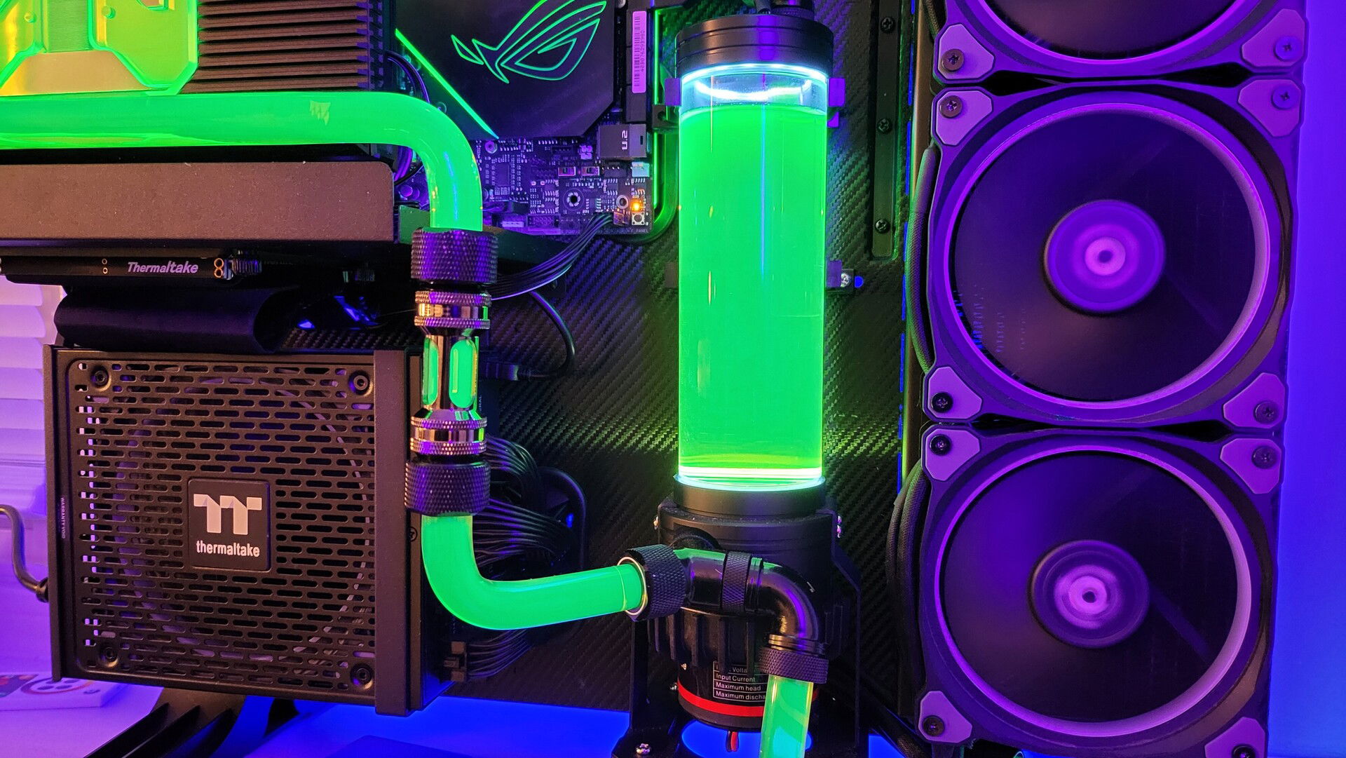 UV Green Carbon » builds.gg