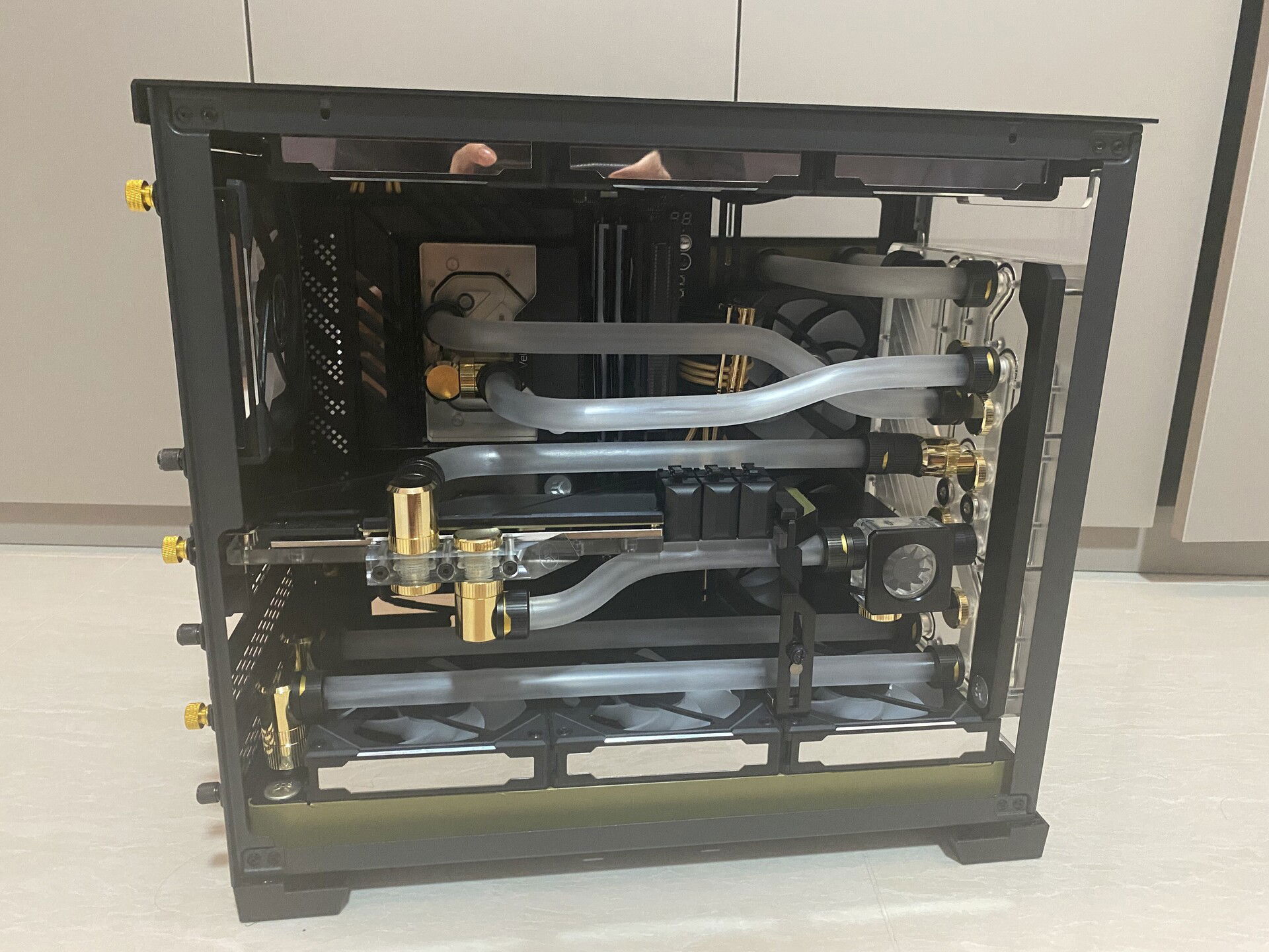 O11D Mini Custom Loop with Distro (First Custom Loop) » builds.gg