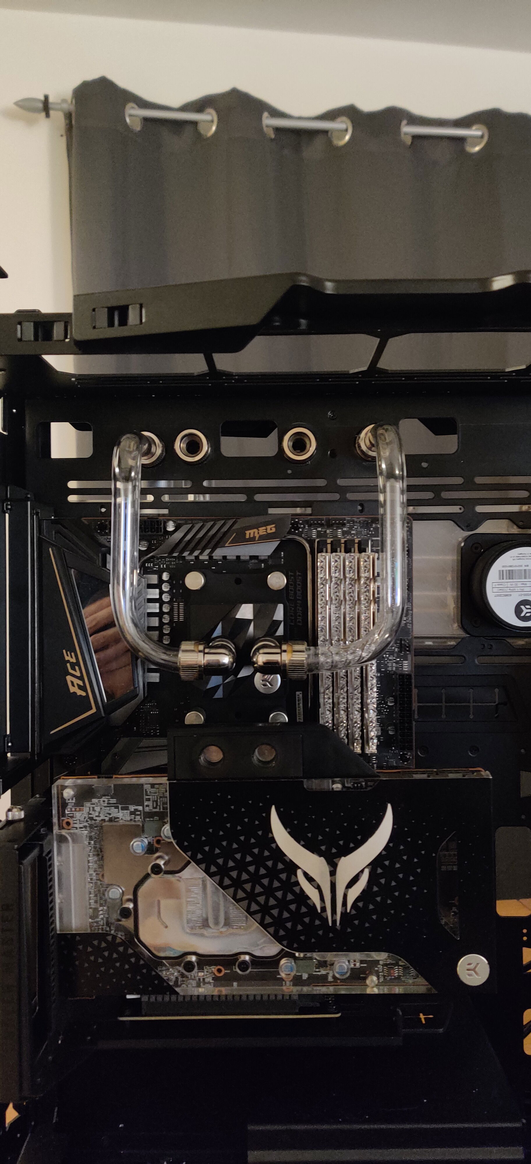 The Pink Devil » builds.gg