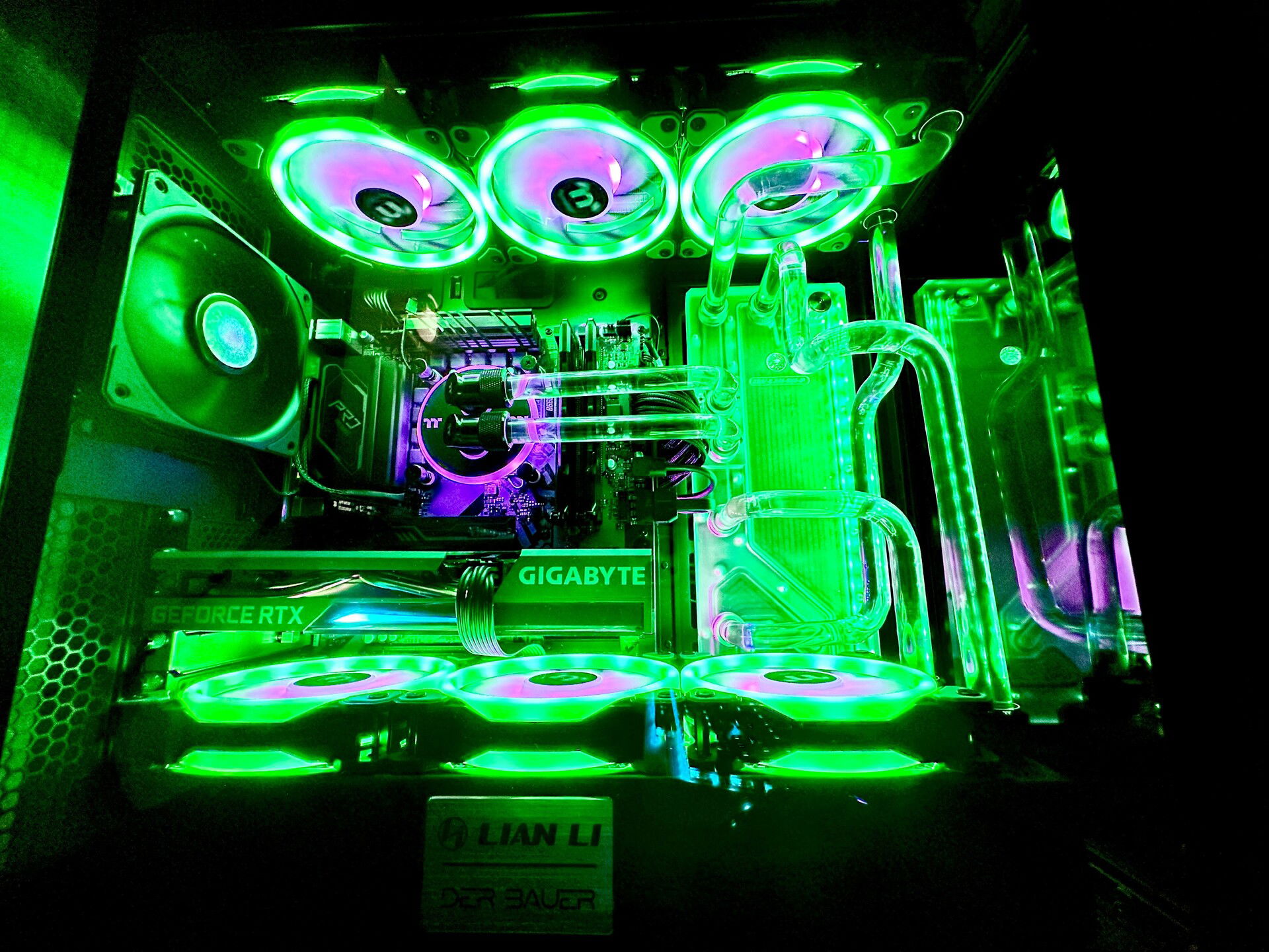 The Glowing Sausage » builds.gg