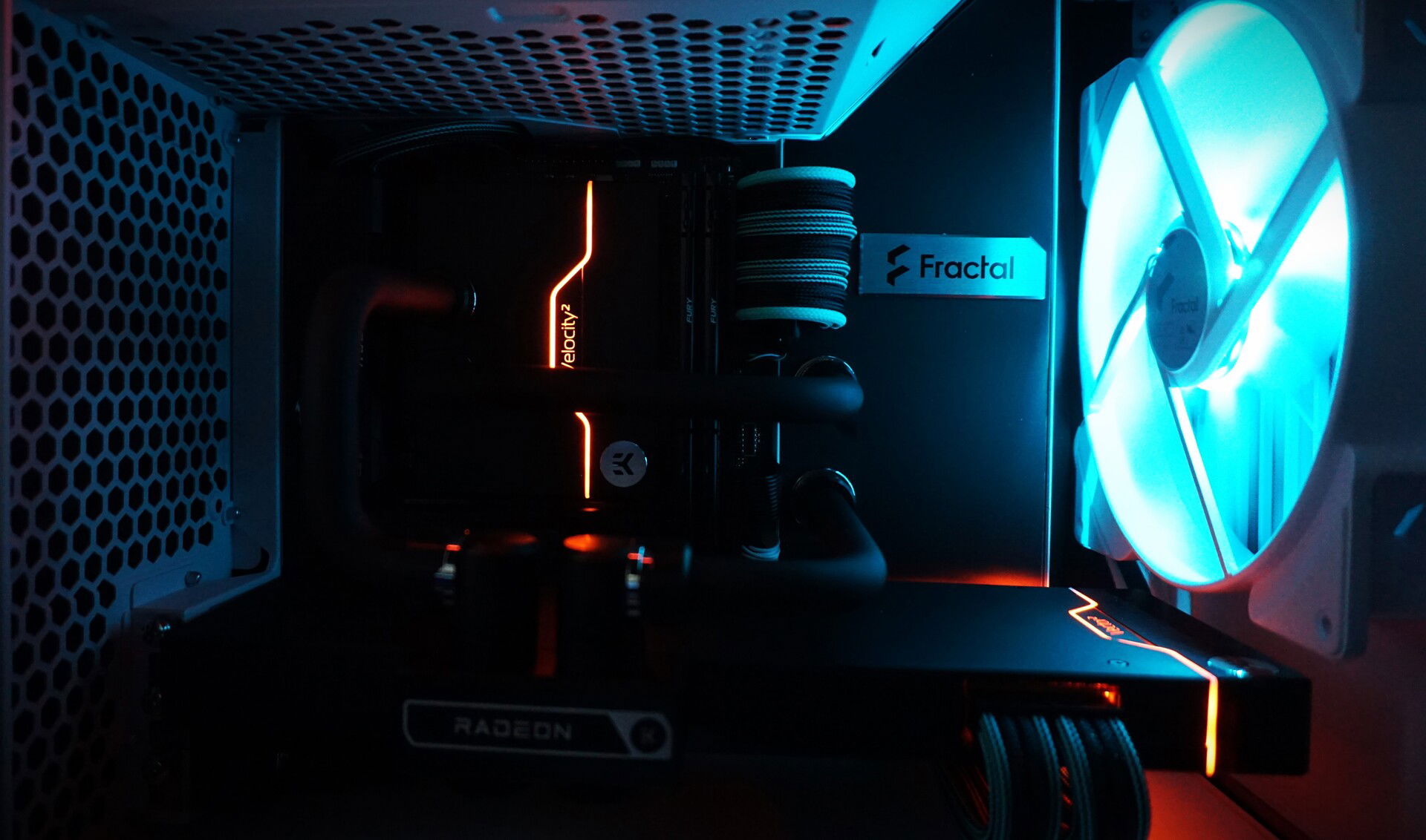 Fractal Torrent Nano-Tron » builds.gg