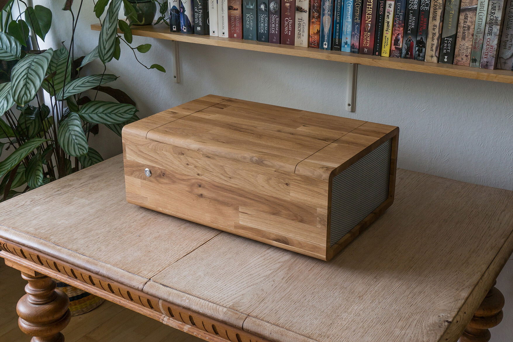 The Scandinavian - A minimalist oak wood PC case » builds.gg