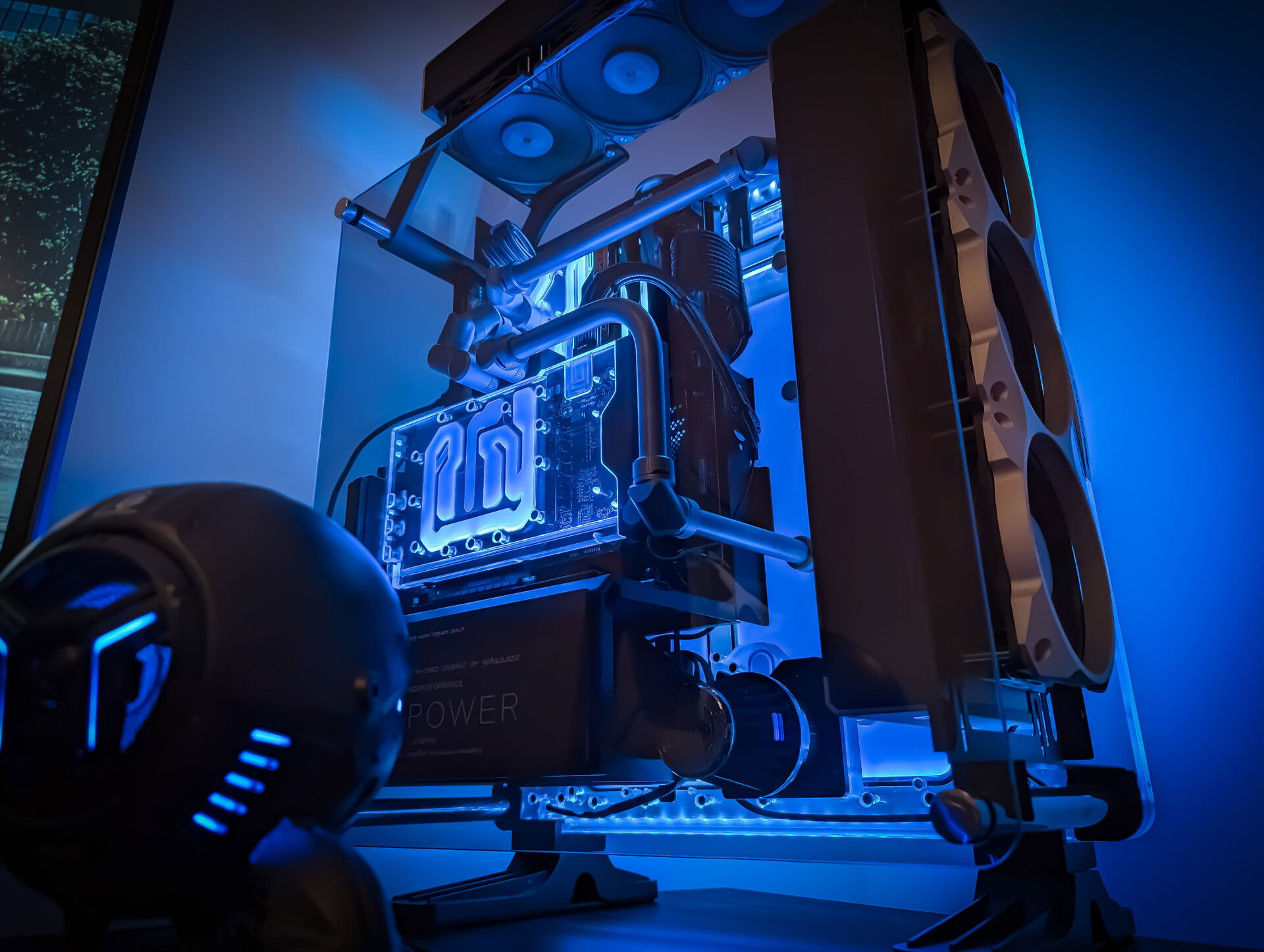 AMG - Project One Hybrid Engine » builds.gg