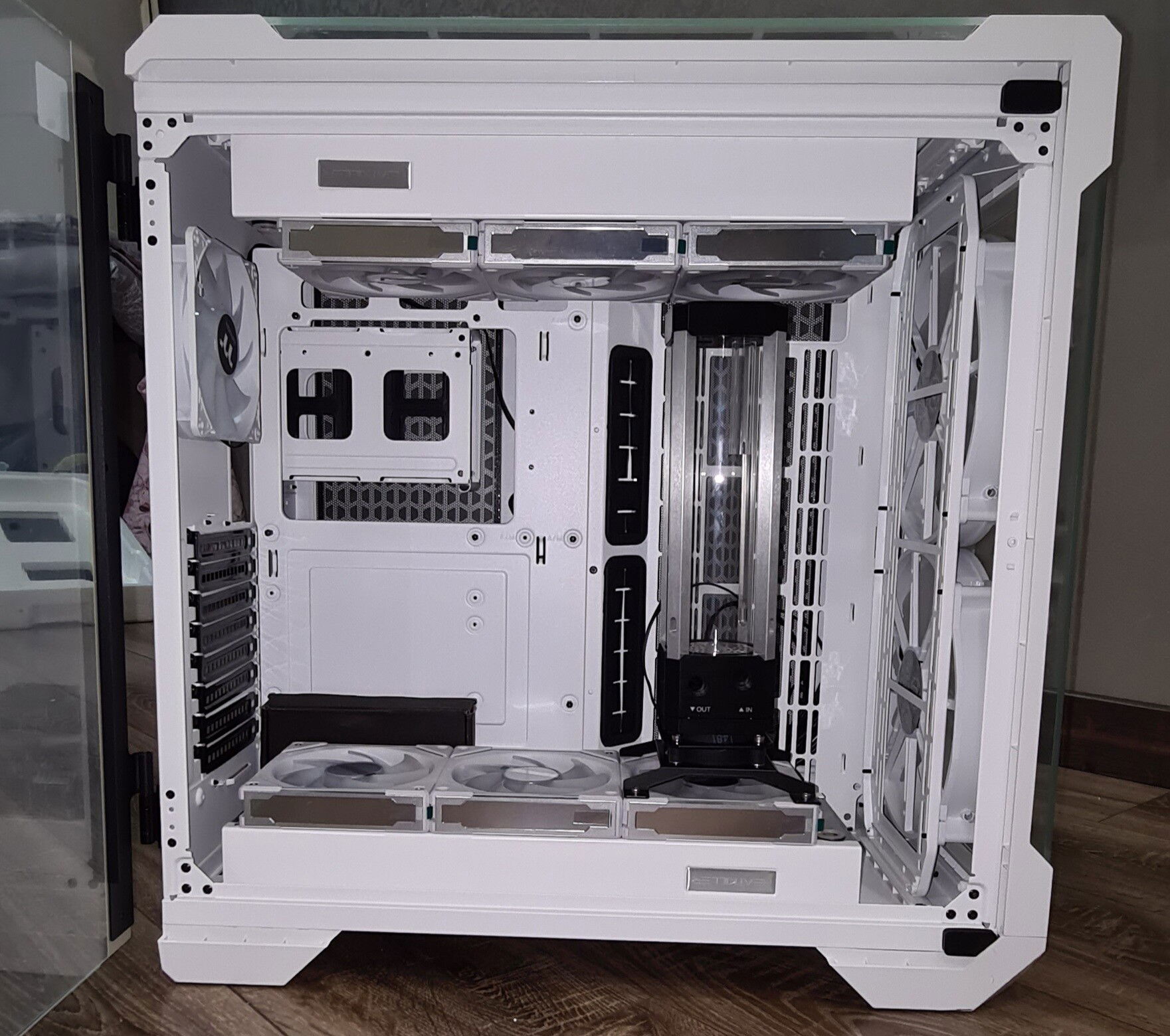 White Build » builds.gg