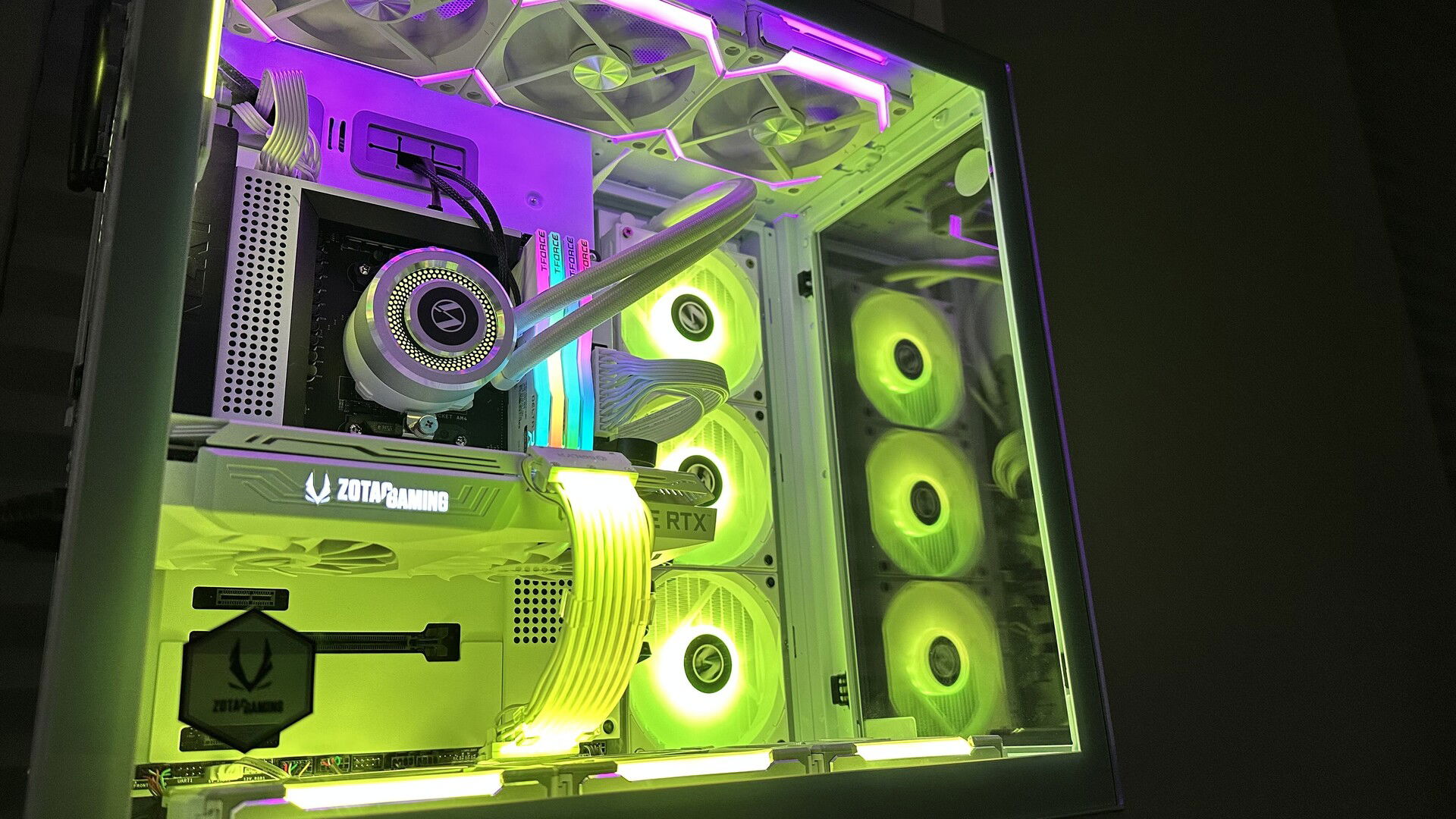 first pc built, lian li set up » builds.gg