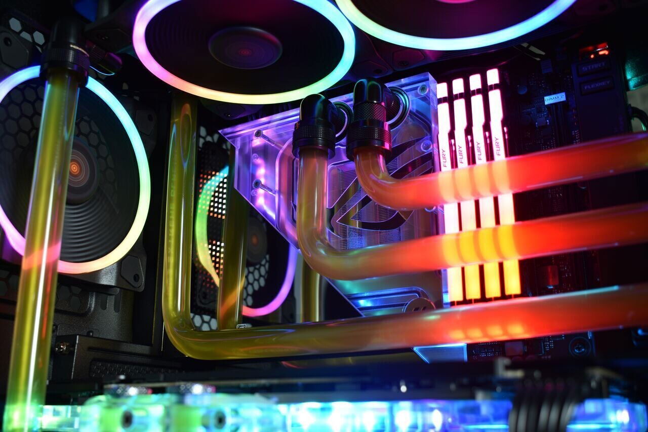 Asus ROG Strix Helios Black+Red Rev 2.0 =) » builds.gg