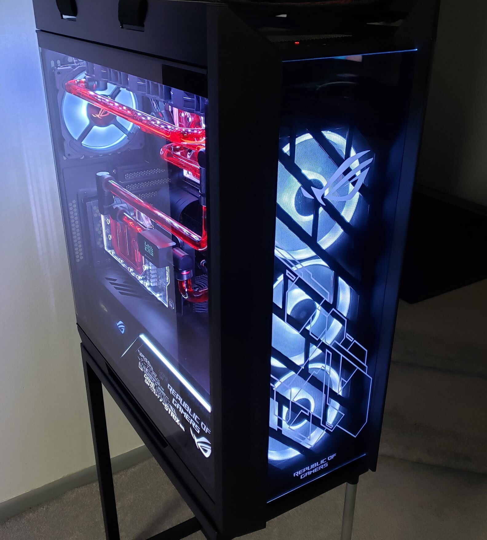 Project: ASUS ROG Hardline Tubing Helios Gaming PC » builds.gg