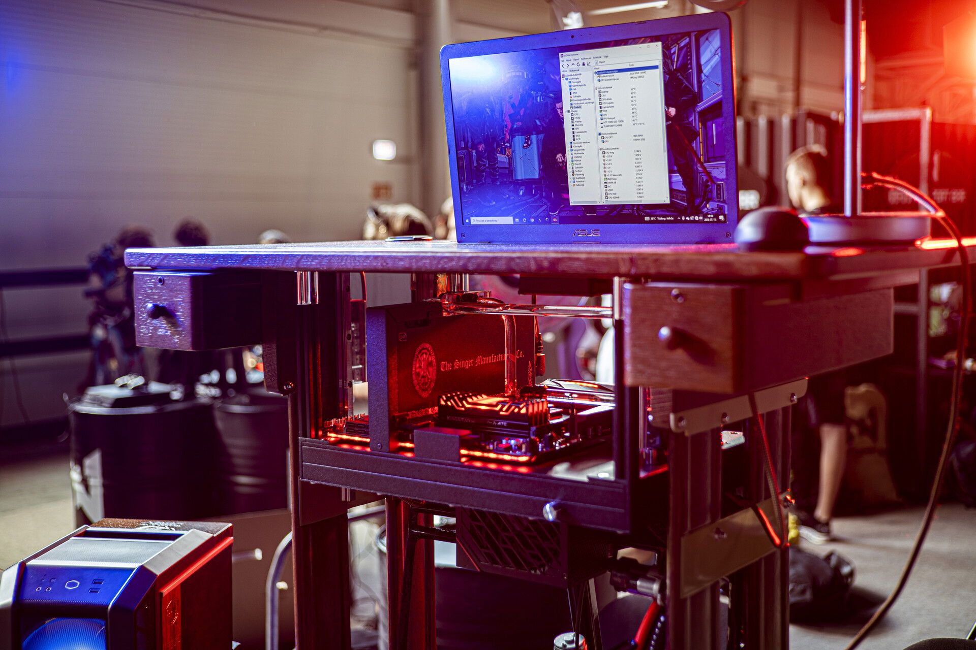 Singer / DeSigner » builds.gg