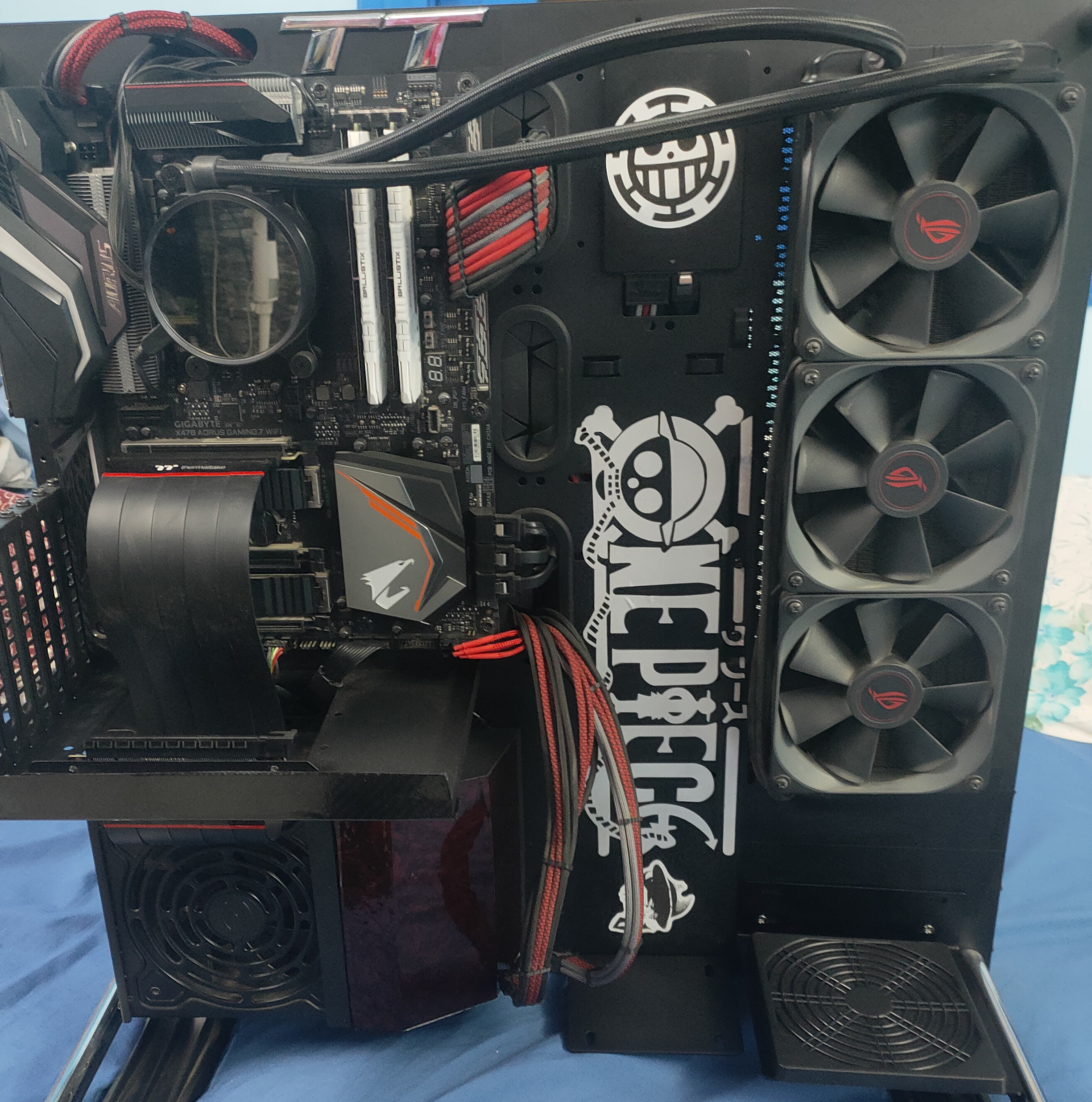 TT Core p5 one piece themed » builds.gg