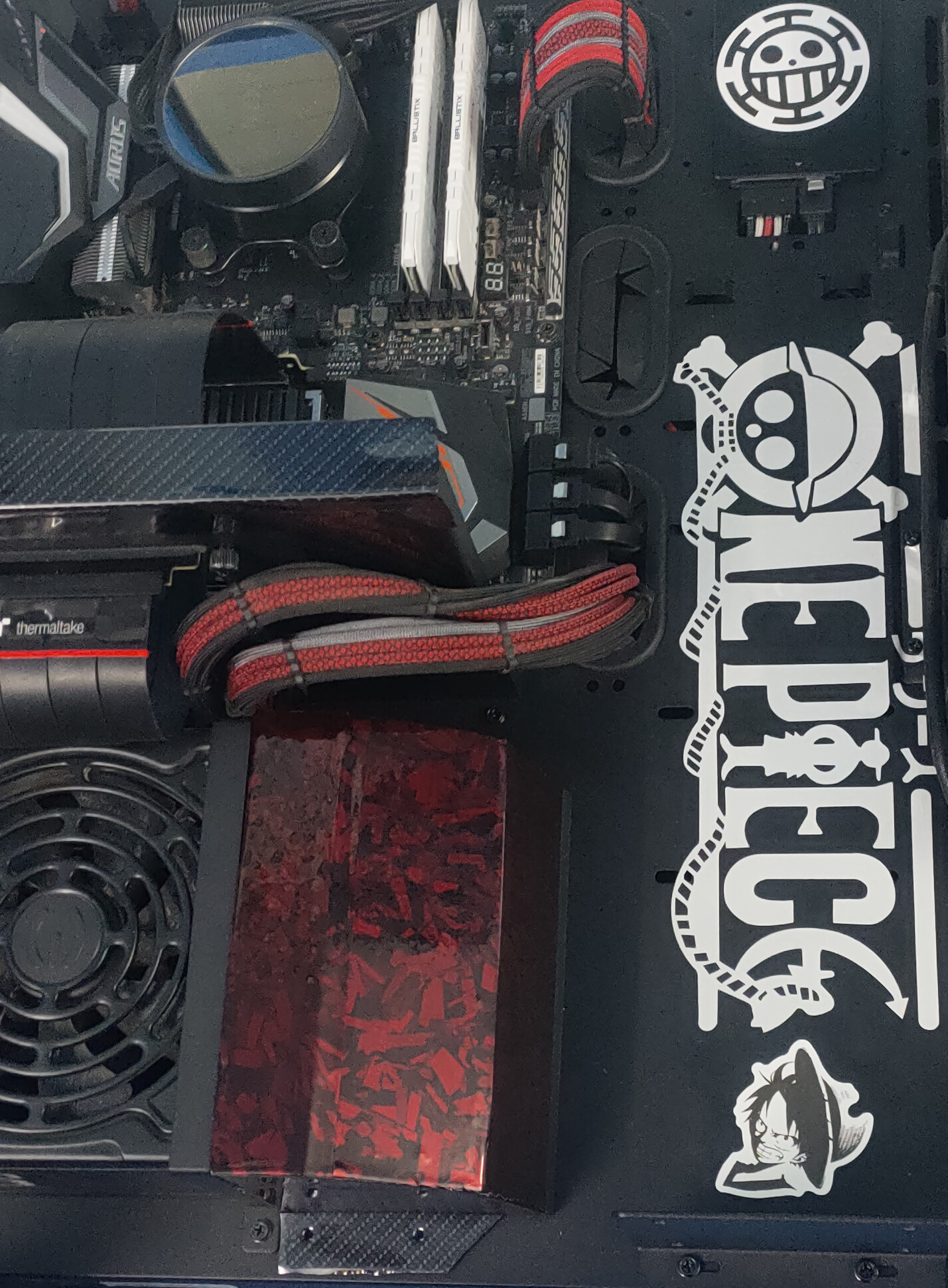 TT Core p5 one piece themed » builds.gg