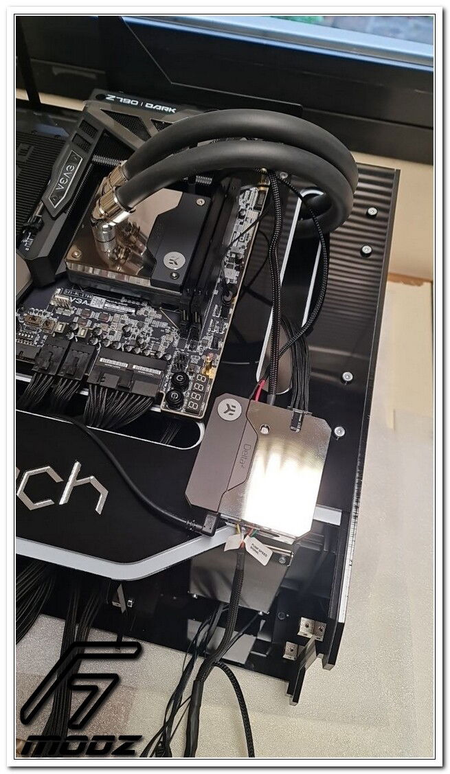 C-BENCH » builds.gg