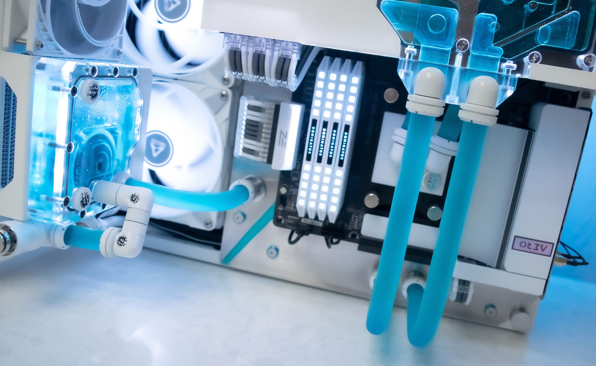 ChillyRig V.4 - Inverted Wall-Mounted Workstation » builds.gg