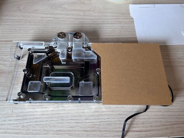 ChillyRig V.4 - Inverted Wall-Mounted Workstation » builds.gg