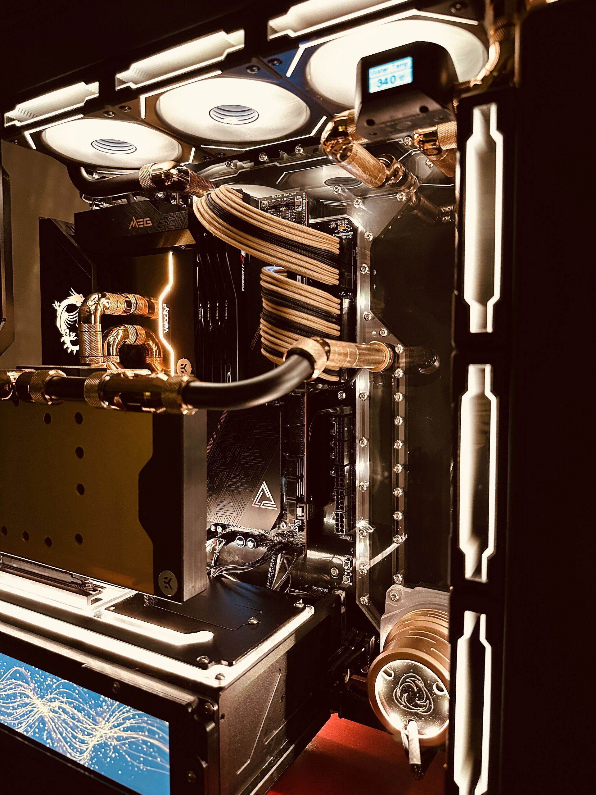 Spectre 3.0 Black & Gold » builds.gg