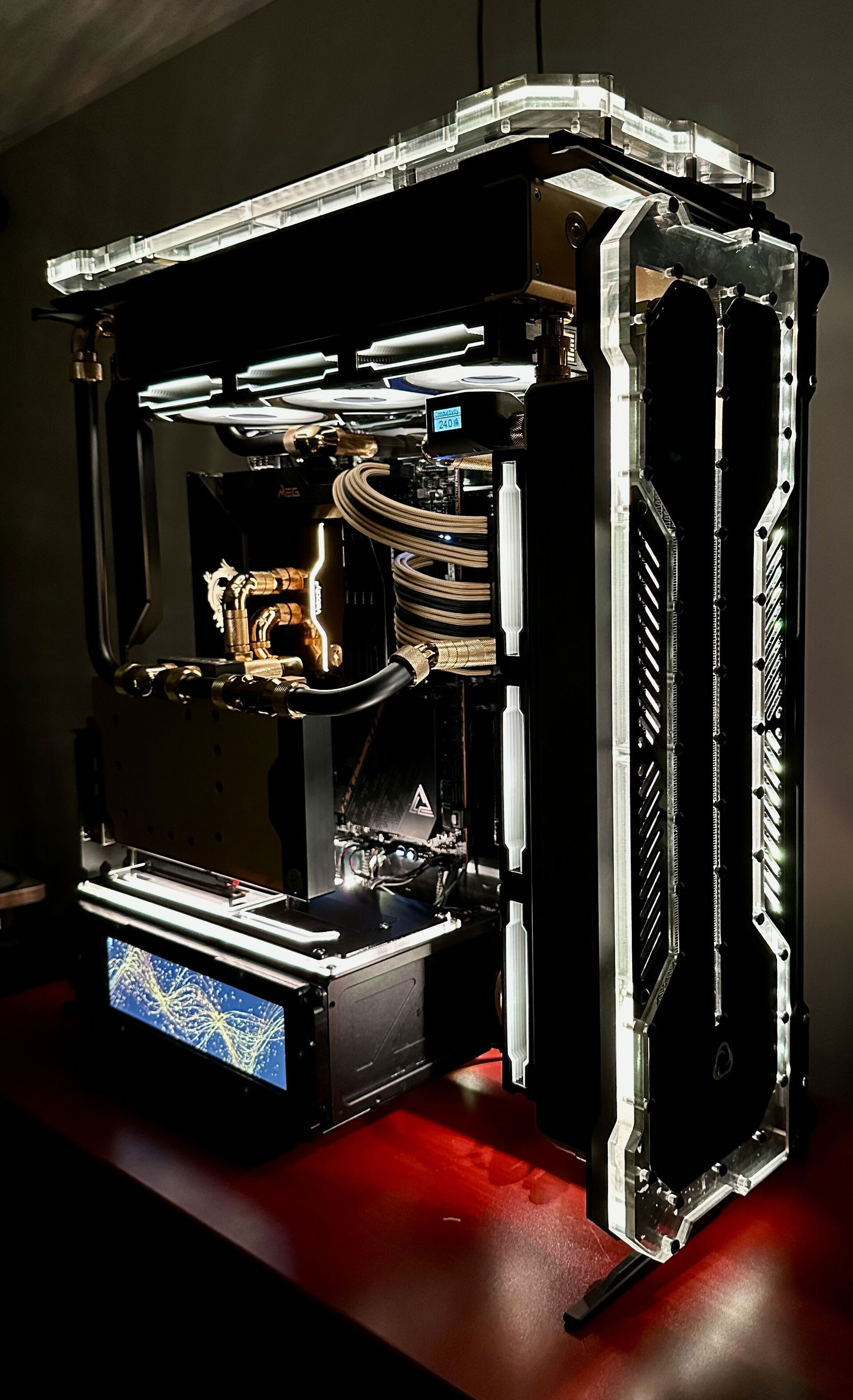 Spectre 3.0 Black & Gold » builds.gg