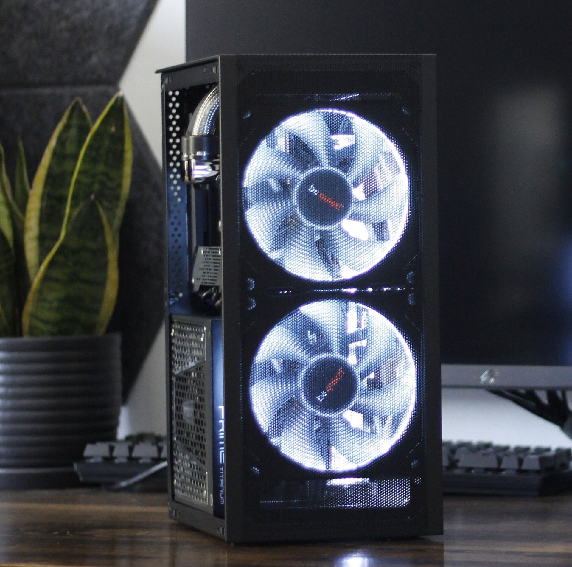 Meshlicious Custom Loop - Industrial » builds.gg