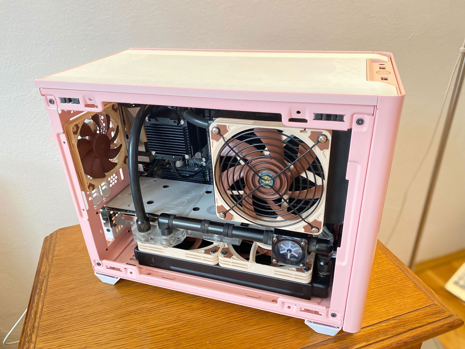 Cooler Master NR200P » builds.gg