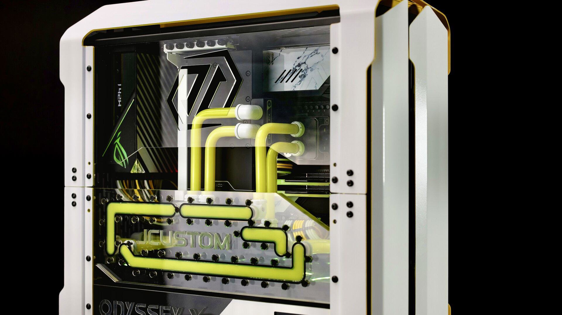 The ignored Lian li Case » builds.gg