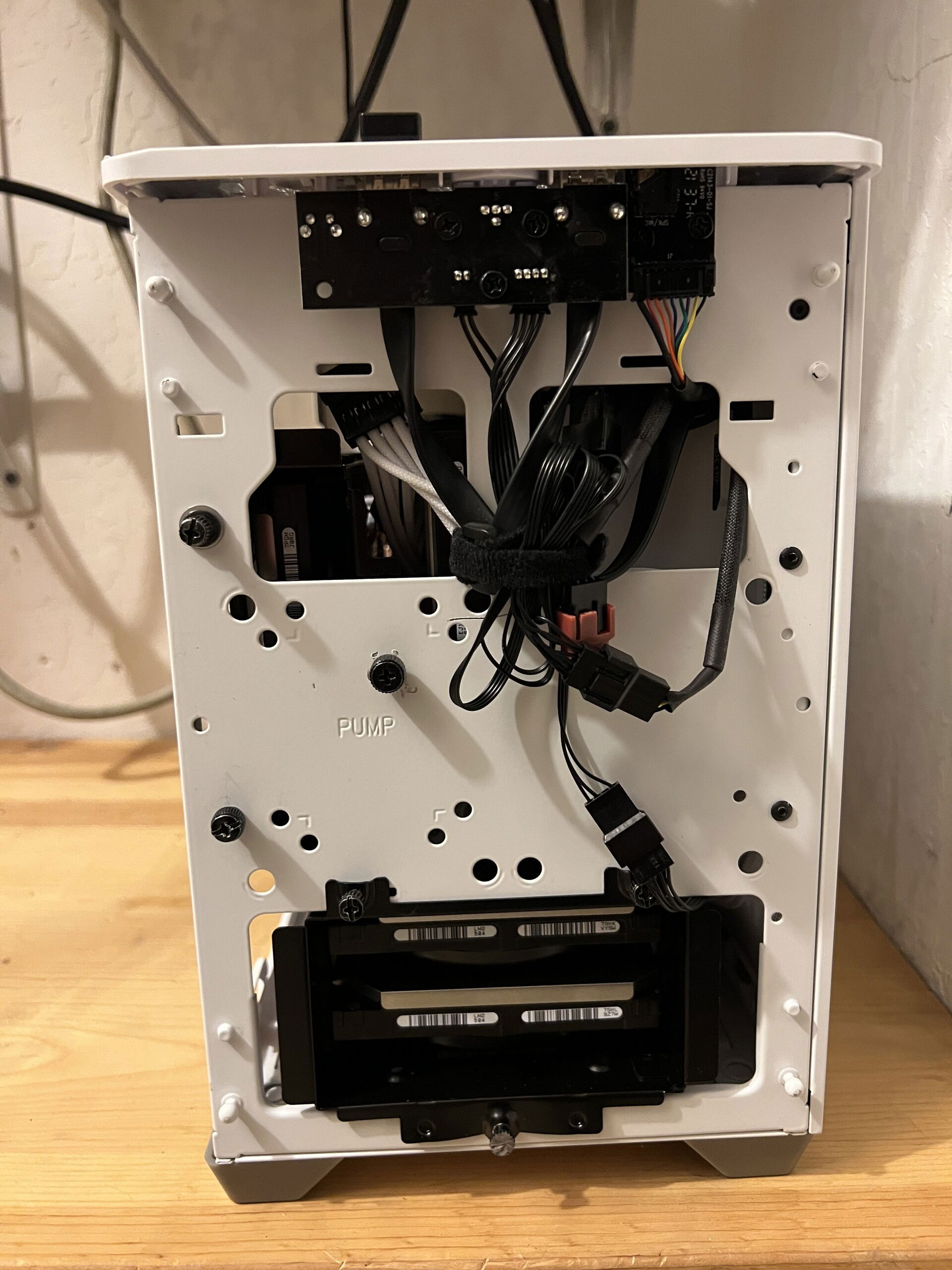 Nr200 X Unraid » builds.gg