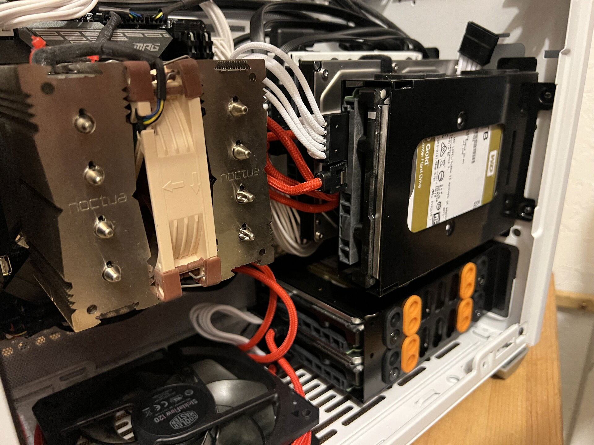 Nr200 X Unraid » builds.gg