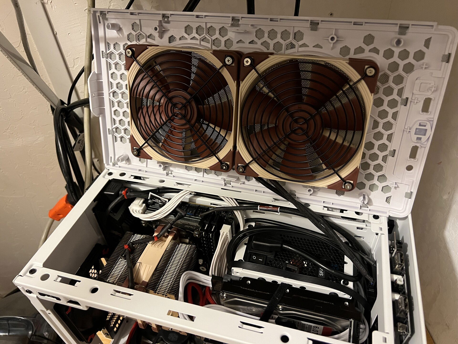 Nr200 X Unraid Builds Gg