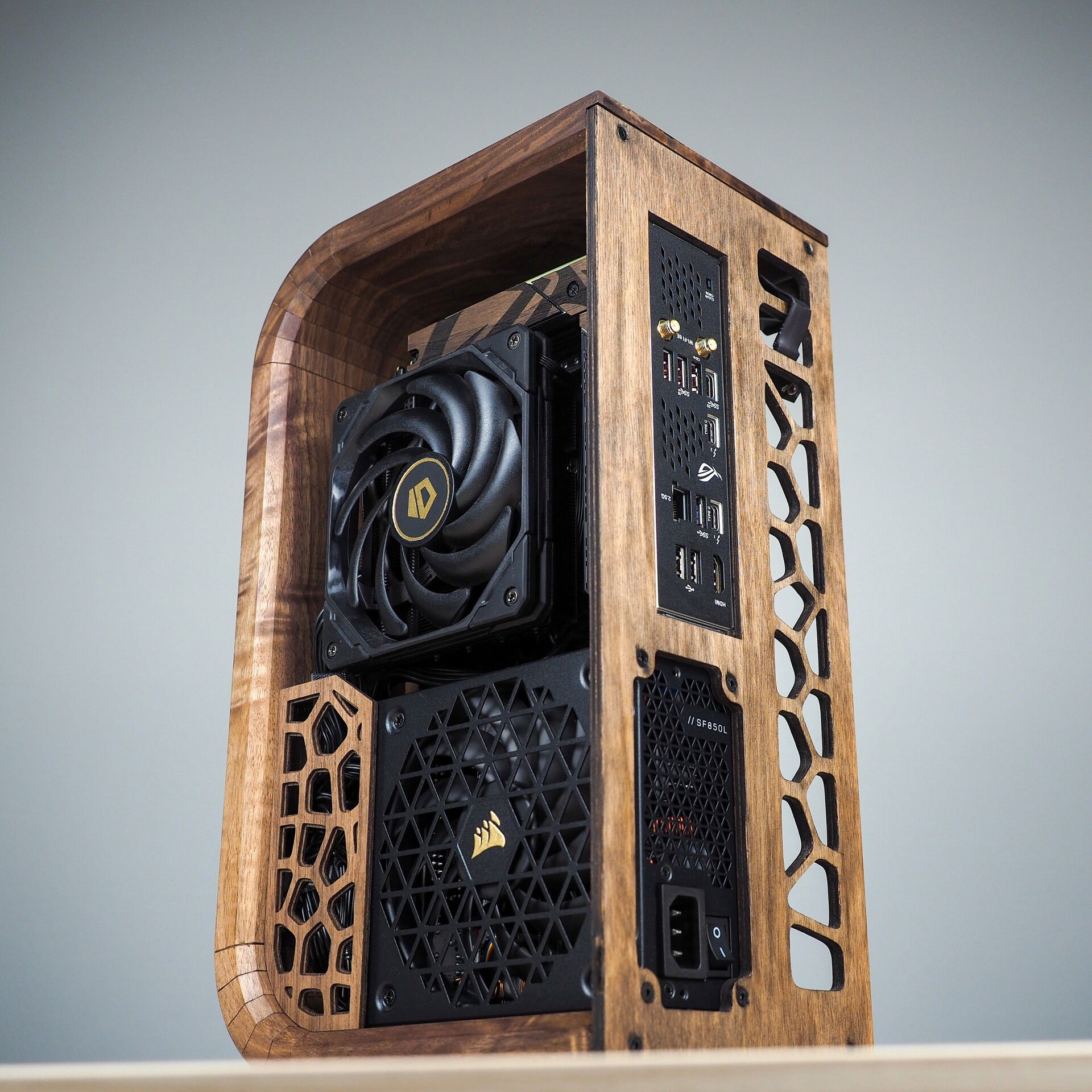 Walnut and Brass PC Case » builds.gg