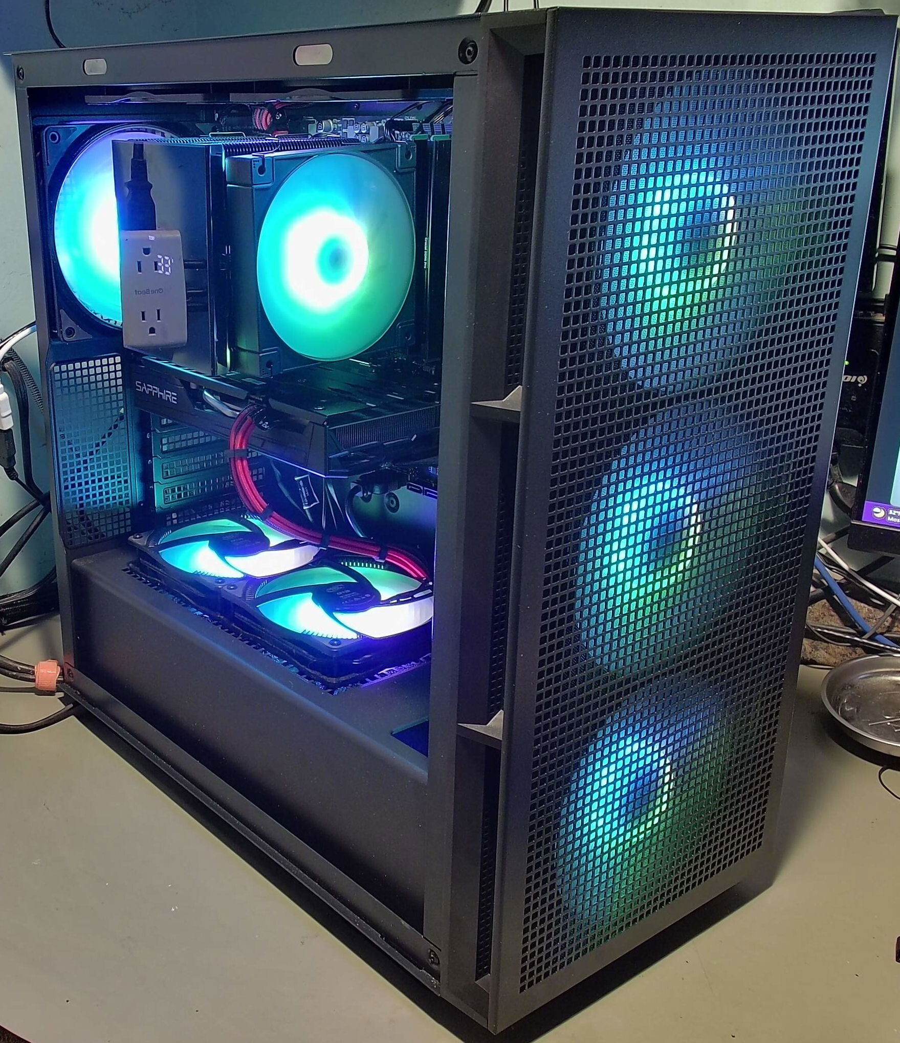 DeepCool CH560 with DeepCool AK620 Digital » builds.gg